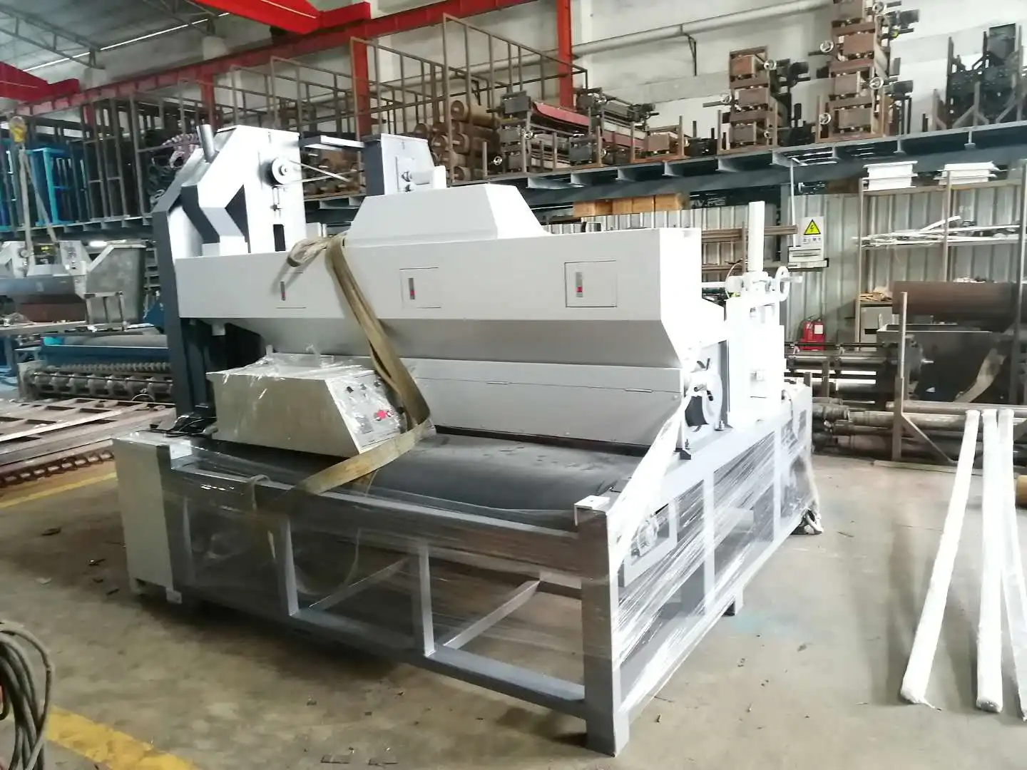 Horizontal Flat Glass Sandblasting Machine and Glass Sanding Machine ...