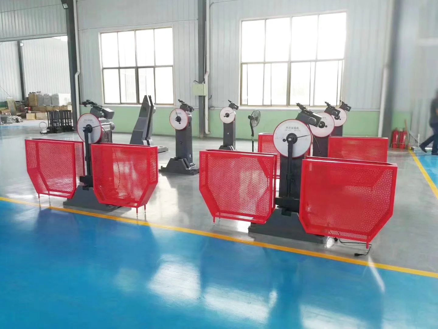 BS EN ISO 14556 Charpy V-Notch Pendulum Impact Test Machine