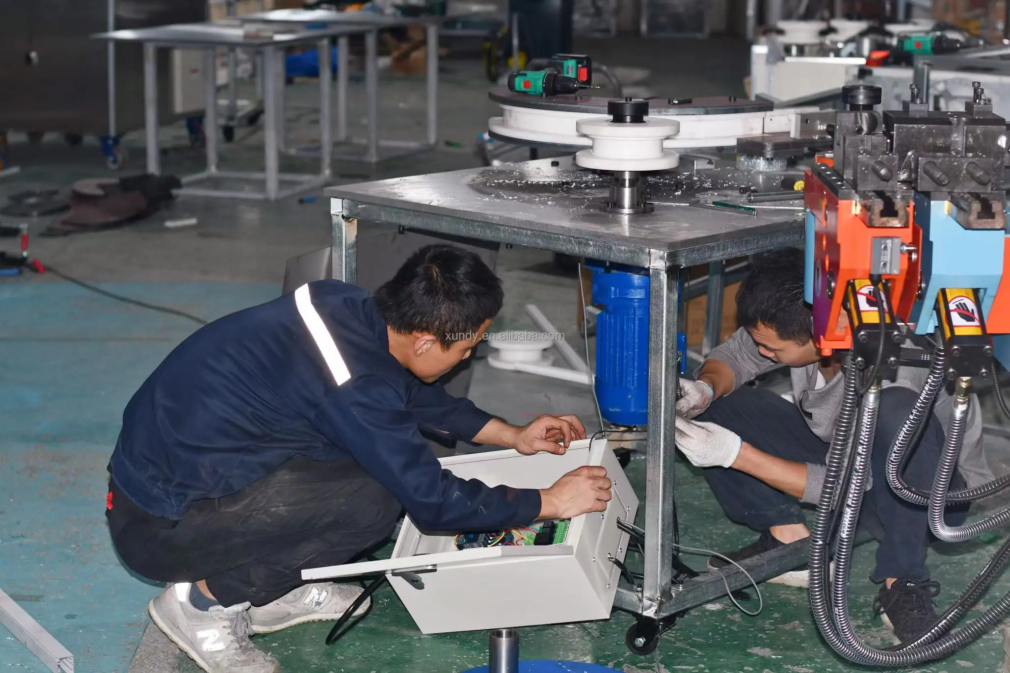 Manual Bending Machine for Motorized Curtain Tracks - Flexible & Modern ...