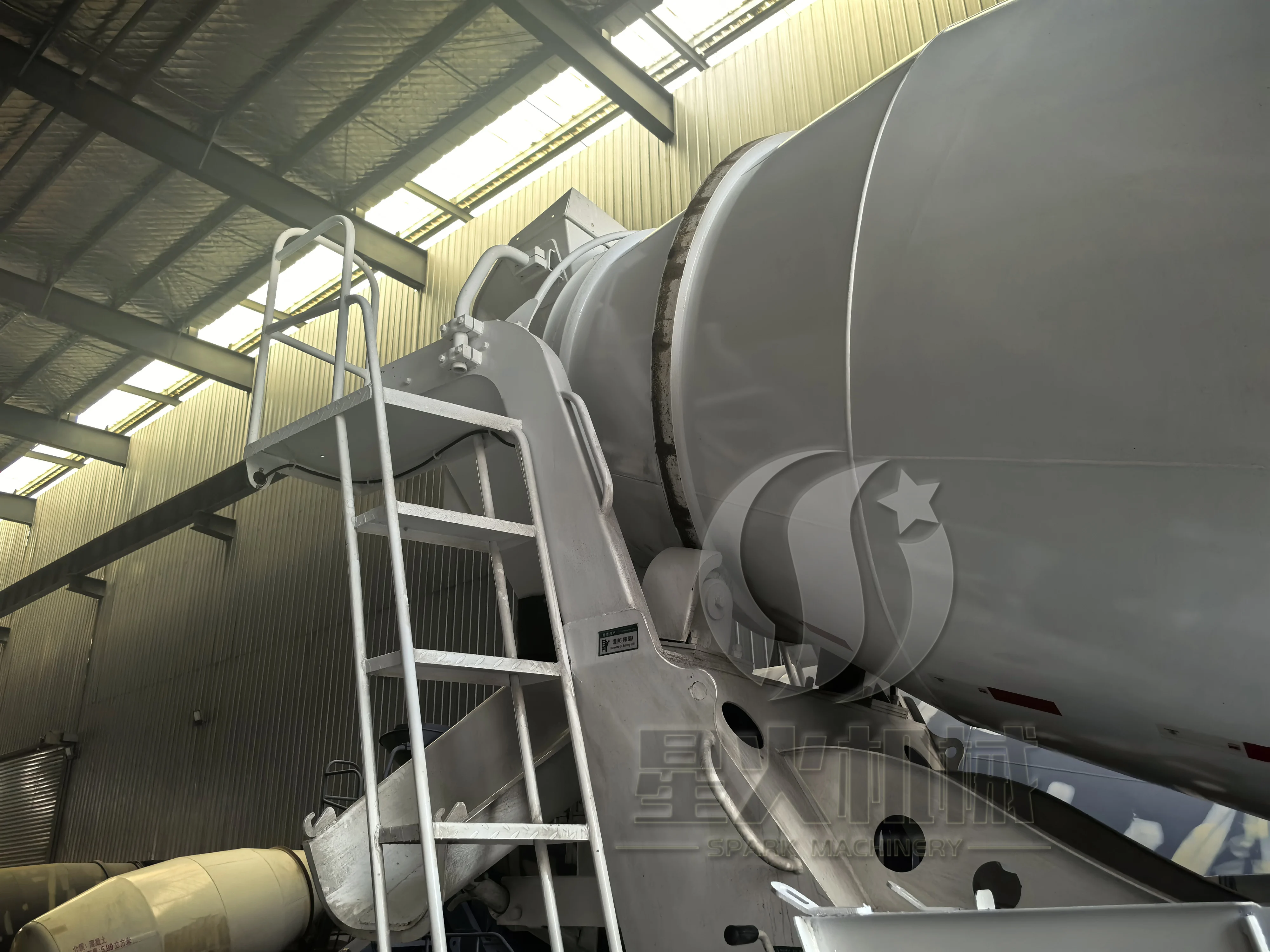Large Capacity Transport Concrete Mixer Truck Customized 6 Cubic Meters ...