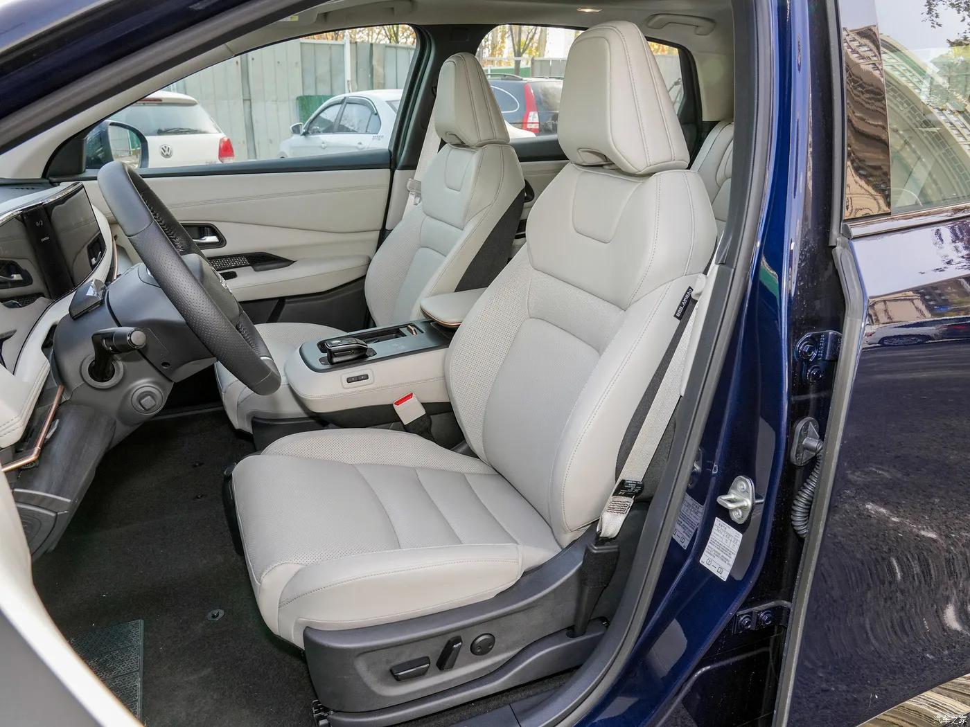 Nissan Ariya 4wd Ev 2023 New Energy Ev Electric Car Compact Suv 533km Electric Range High Speed ...