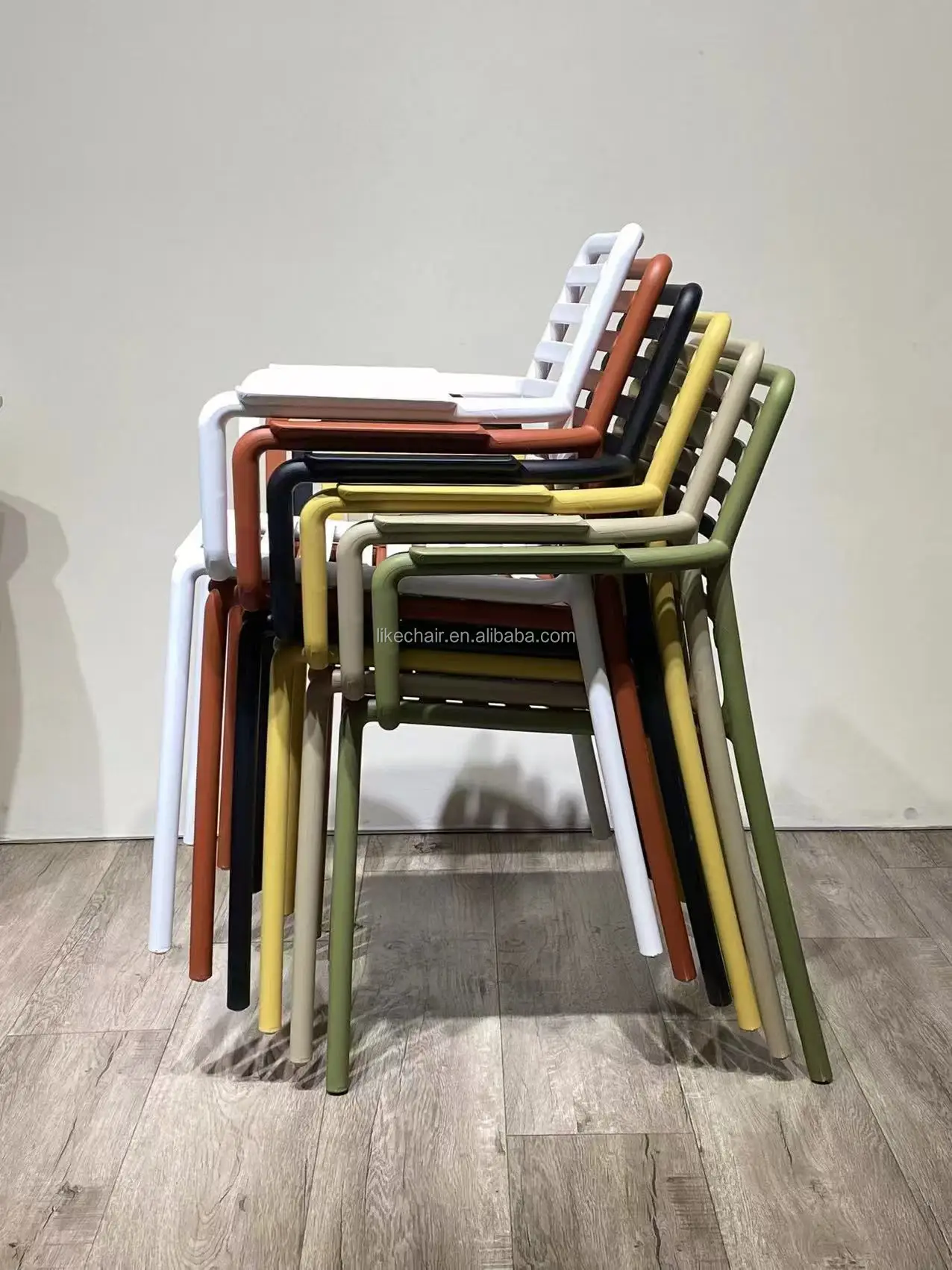 Modern Luxury Stackable Customized Hotel Wedding Event Chair PP Armless ...