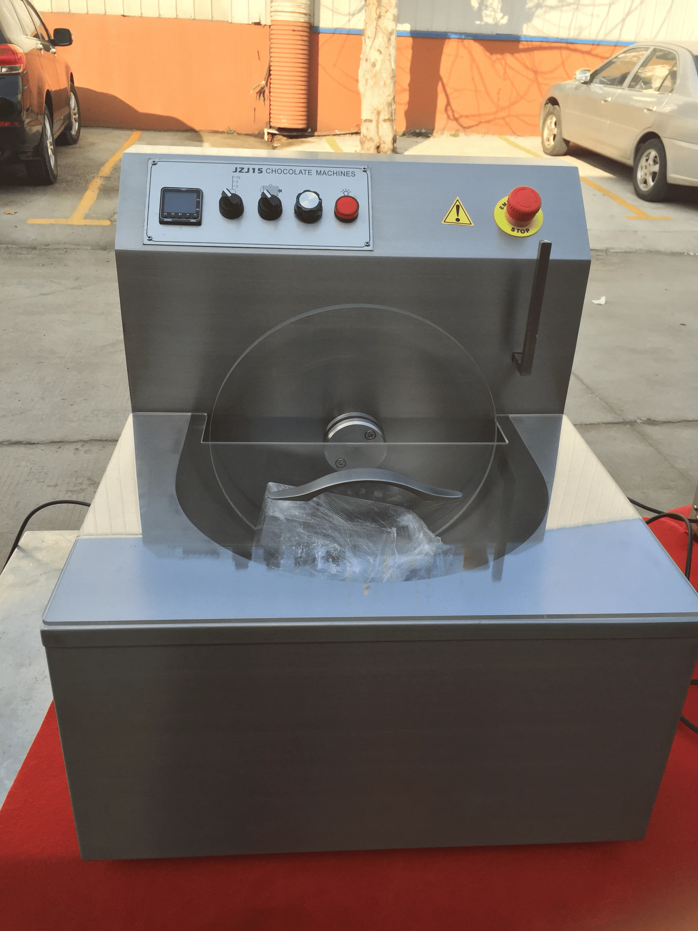 5kg Small Tempering Machine Chocolate Melting Wheel Tempering Machine ...