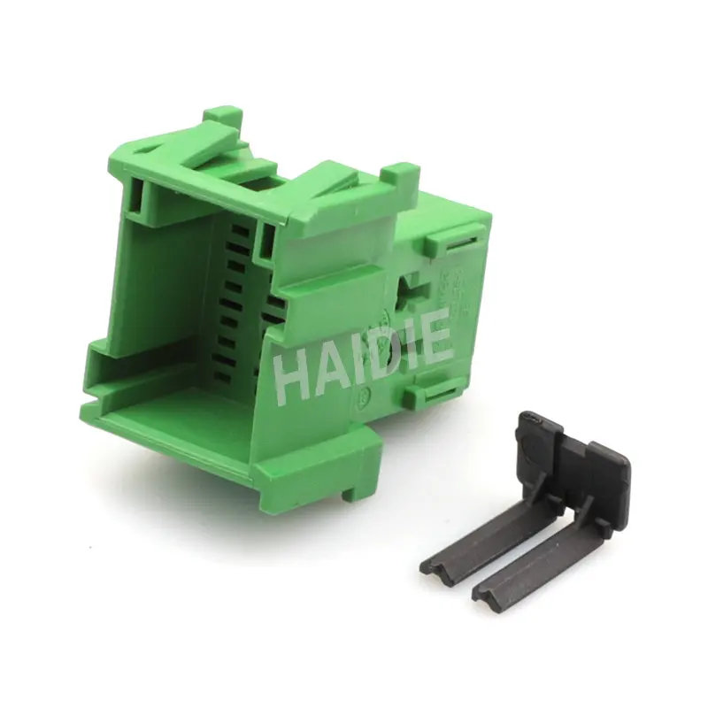 9 Pin Male Plastic Cable Wiring Harness for Automotive