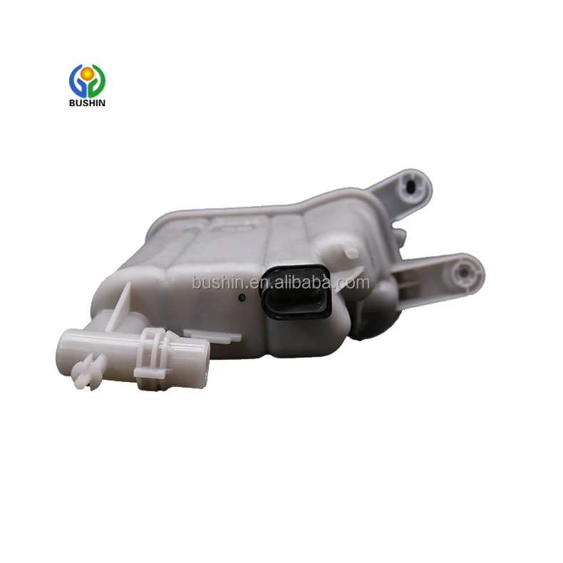 Auto Parts Engine Radiator Coolant Reservoir Overflow Expansion Tank ...