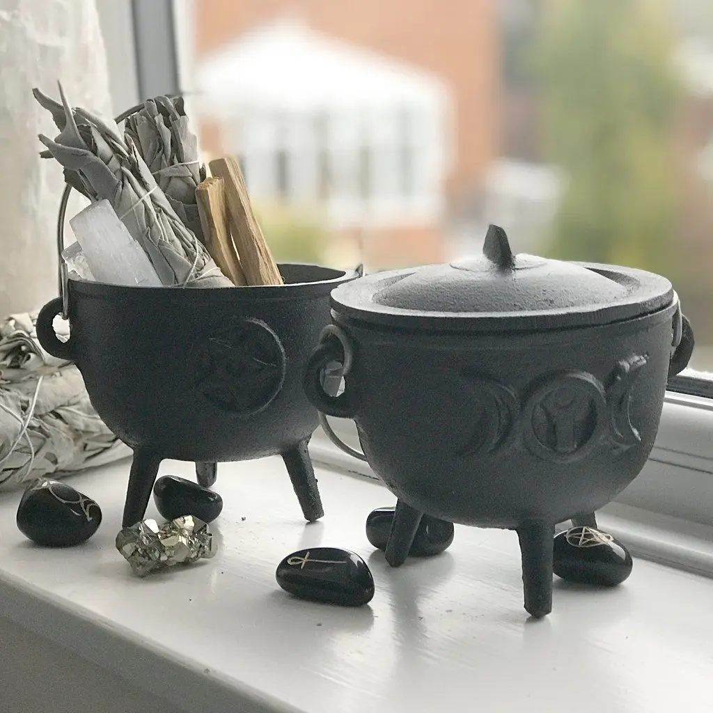 Factory Stocked Metal Cast Iron Mini Witches Altar Cauldron Three Legs ...