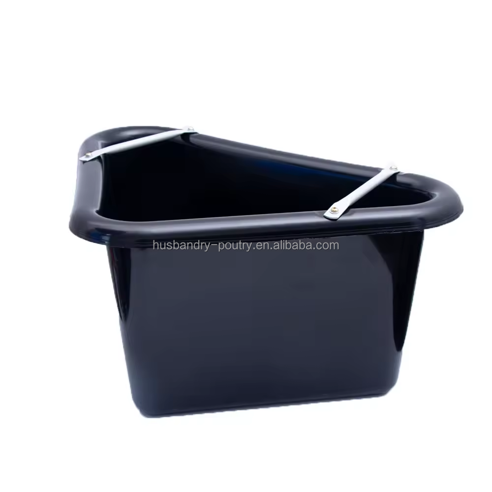 Horse Feeder Bucket Horse Triangular Bucket 27L Equestrian Feeder ...