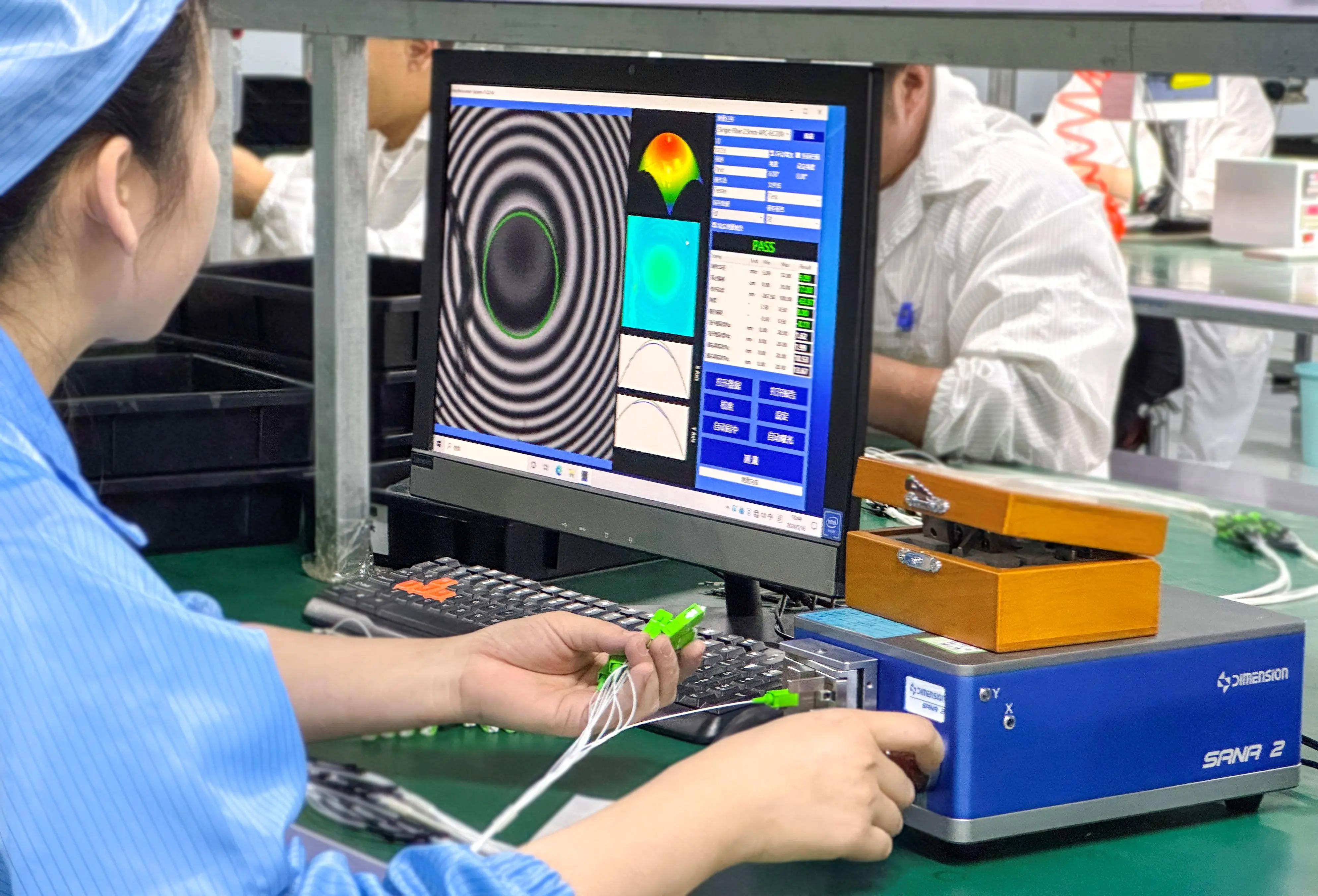 200um InGaAs Avalanche Photodiode APD Module with Fiber 400~1100 wavelength FC/APC Connector ...