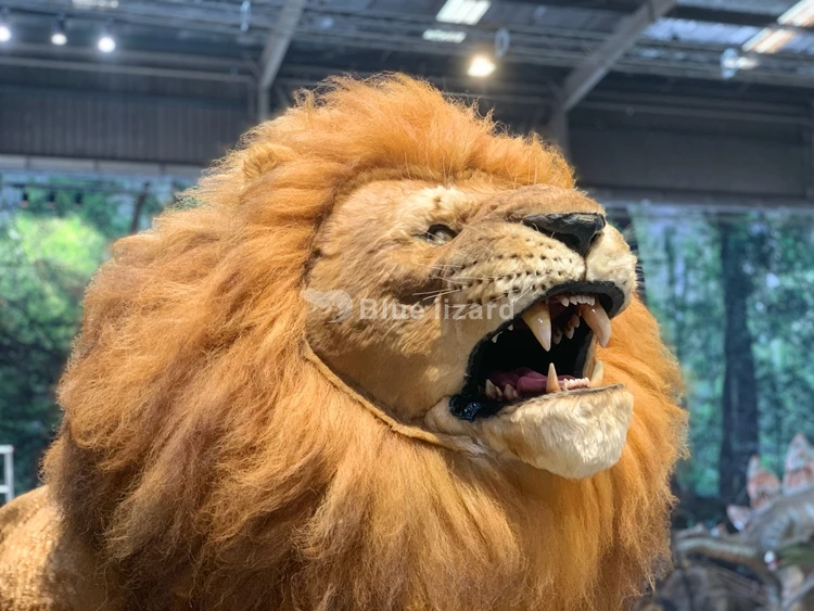 Life Size Indoor Animatronic Animal Lion Model - Blue Lizard