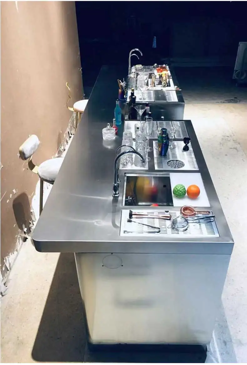 Customizable Bar Counter - High Quality Cocktail Station