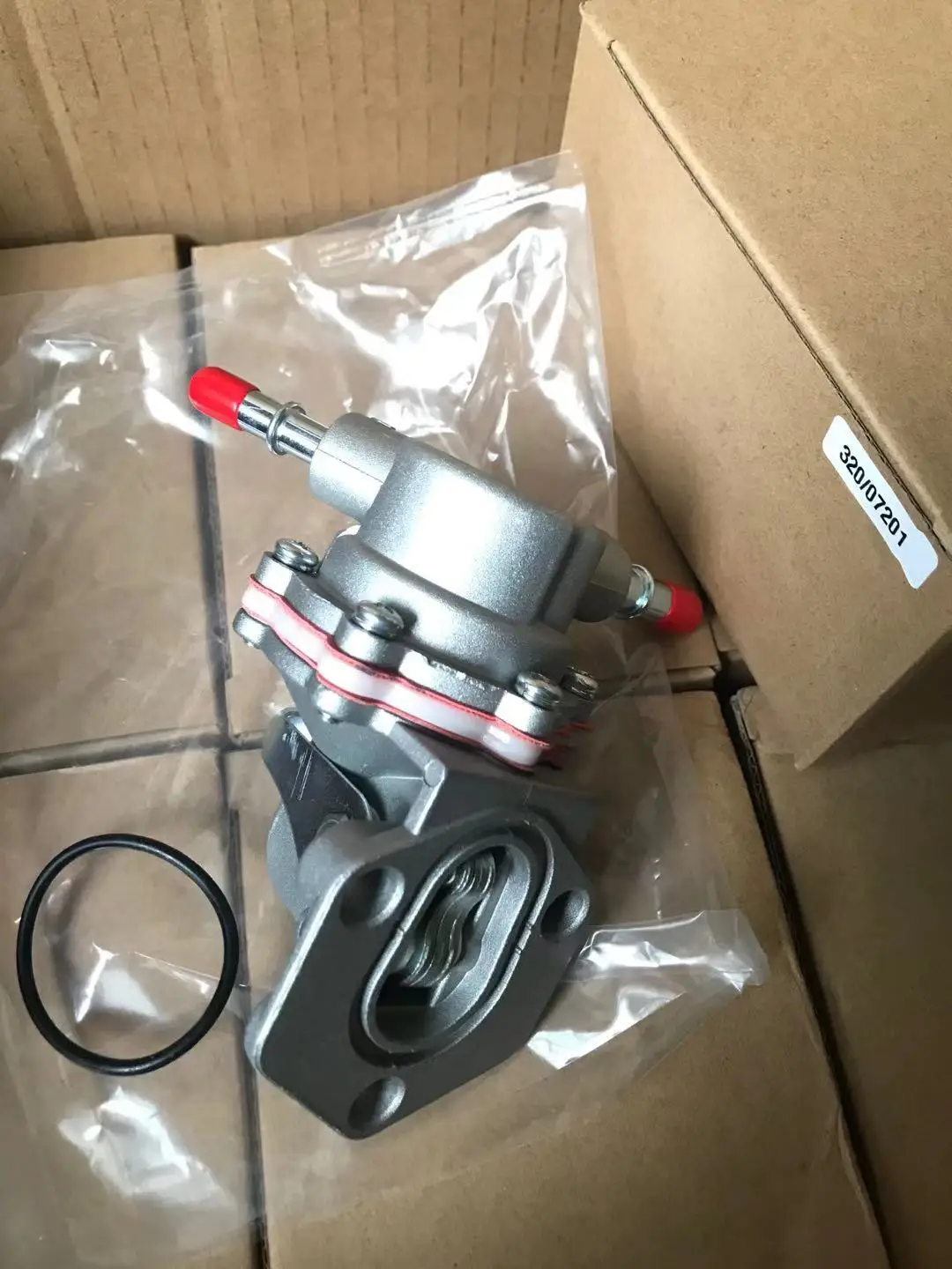 Fuel Pump Diesel Fuel Lift Pump 320/07040 320/07201 Used For Jcb 2cx ...
