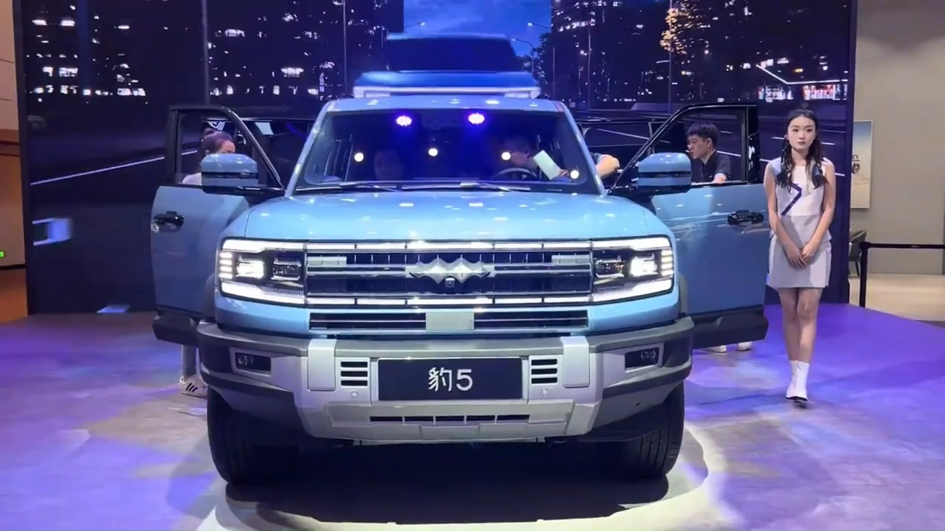 2024 Luxury Off Raod Car Byd 1.5t Medium New Cars Formula Leopard 5 New Electric Phev Suv Car ...