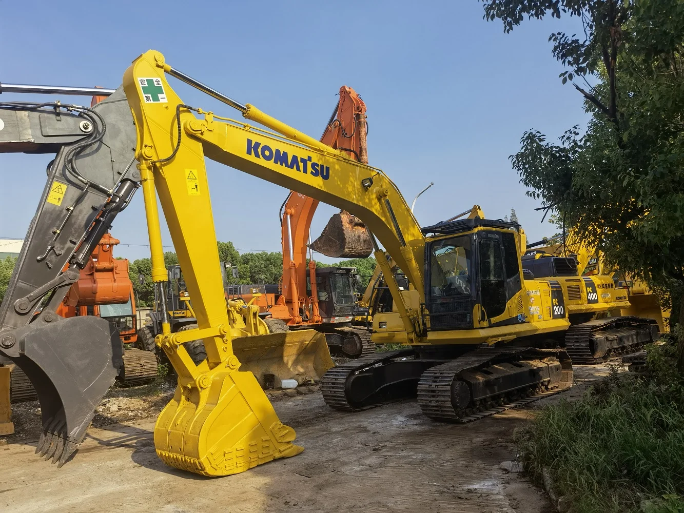 Medium Excavator 20ton Komatsu Pc200-8 Orginal Japan Used Komatsu Pc200 ...