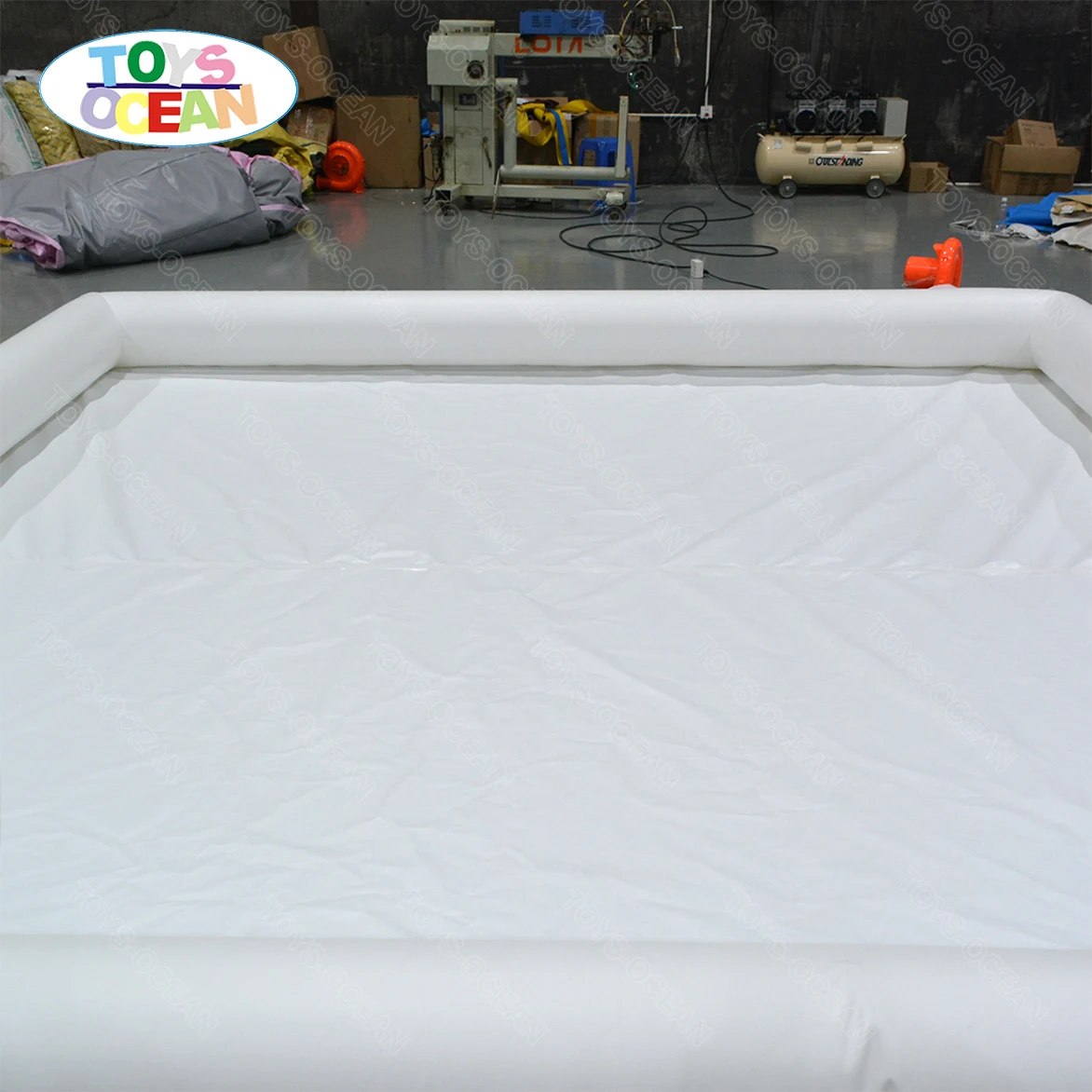 Kids Bumper Car Arena Inflatable Perimeter Inflatable Bumper Car Venue ...