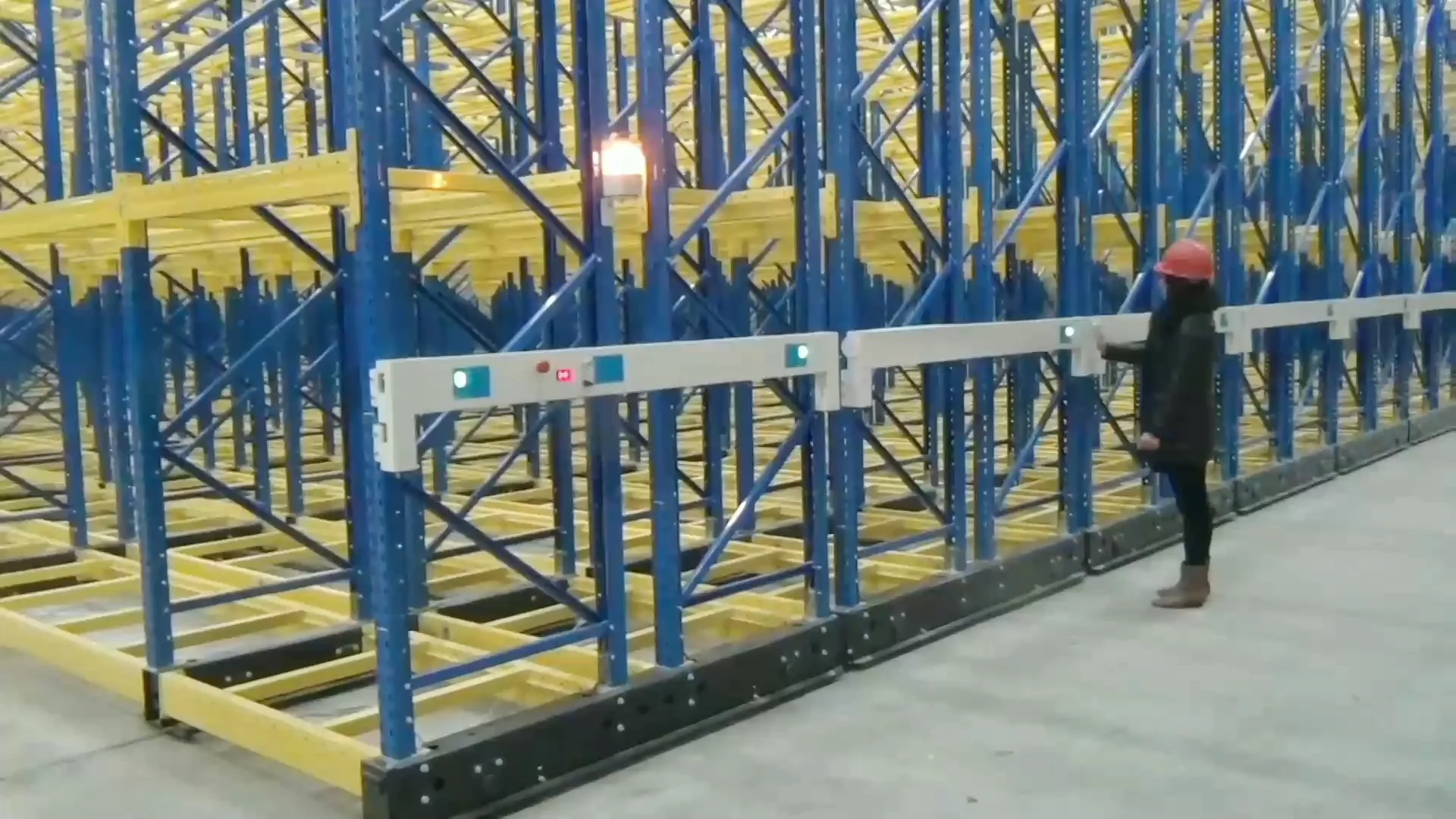 High Density Space-saving Electric Mobile Pallet Rack - Buy Rack Mobile ...