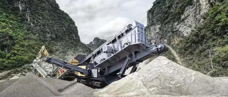 MONDE Heavy Duty Mobile Screening Plant - Tracked Vibrating Screen