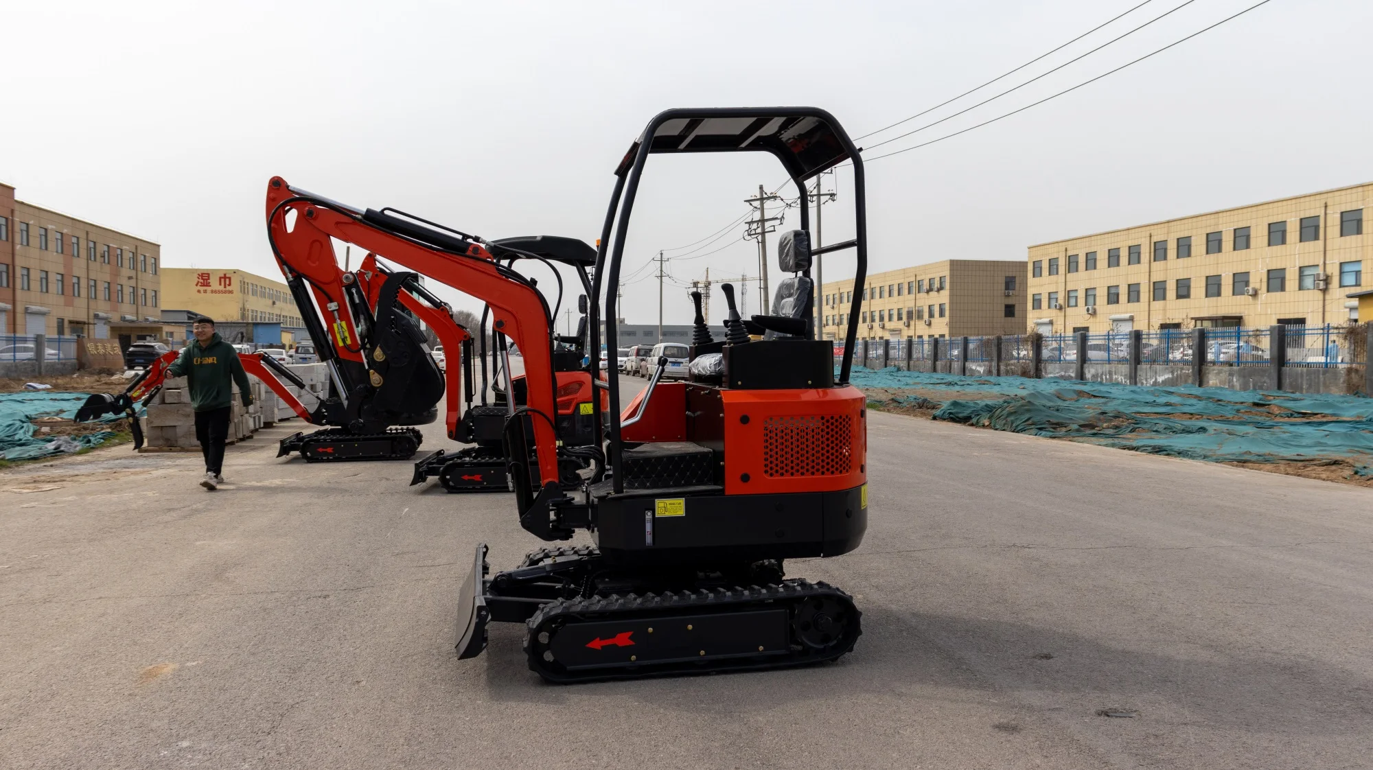 HT18 Mini Excavator - New 1-2 Ton Crawler Digger for Sale & OEM