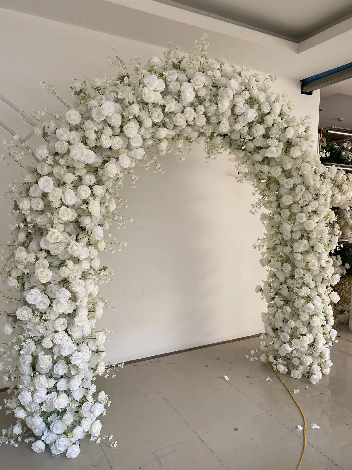 Season White Flower Arch With Stand Artificial Rose Flower Backdrop For ...