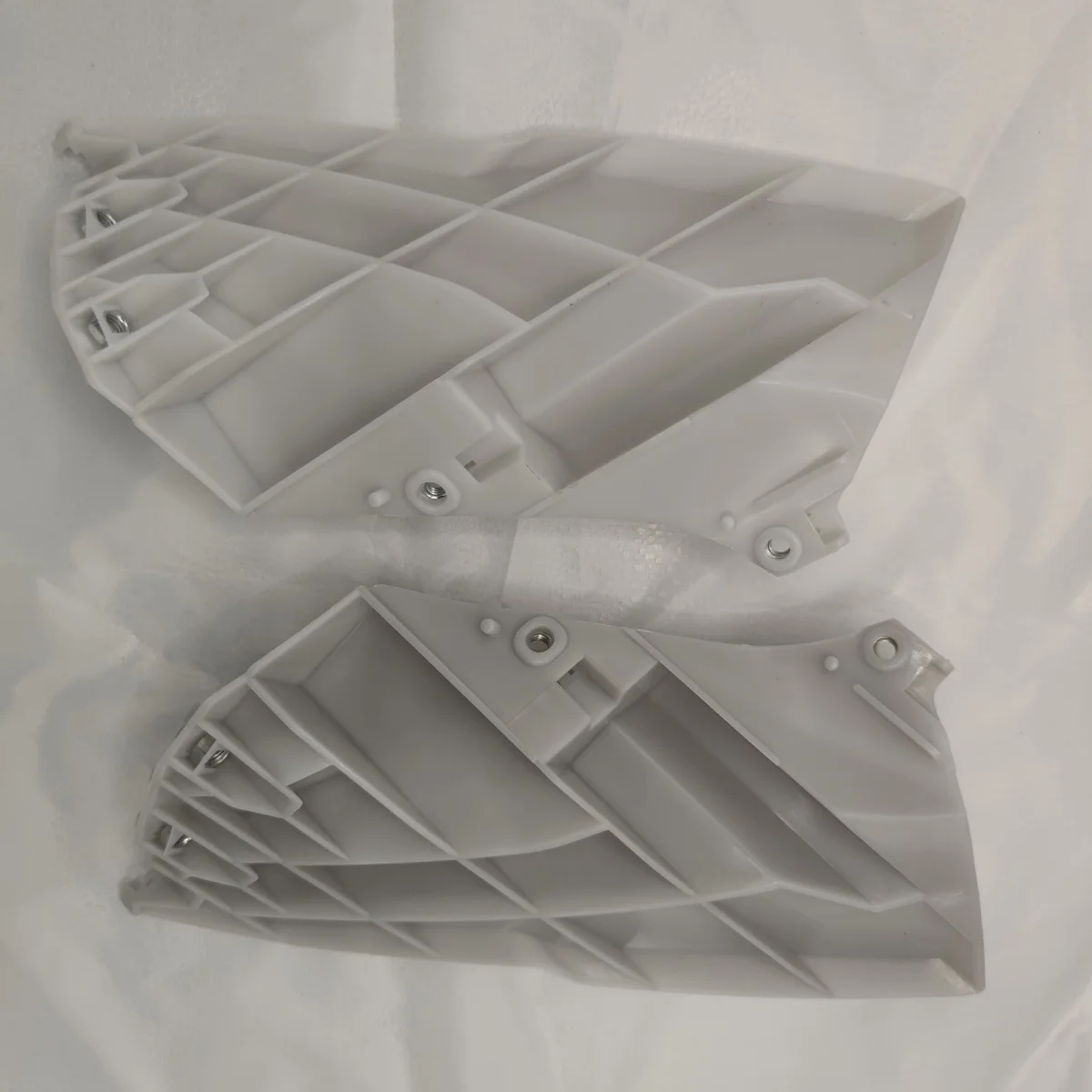 Bestselling Car Front Bumper Reinforcer Bracket 62058-1CA0A 62059-1CA0A ...