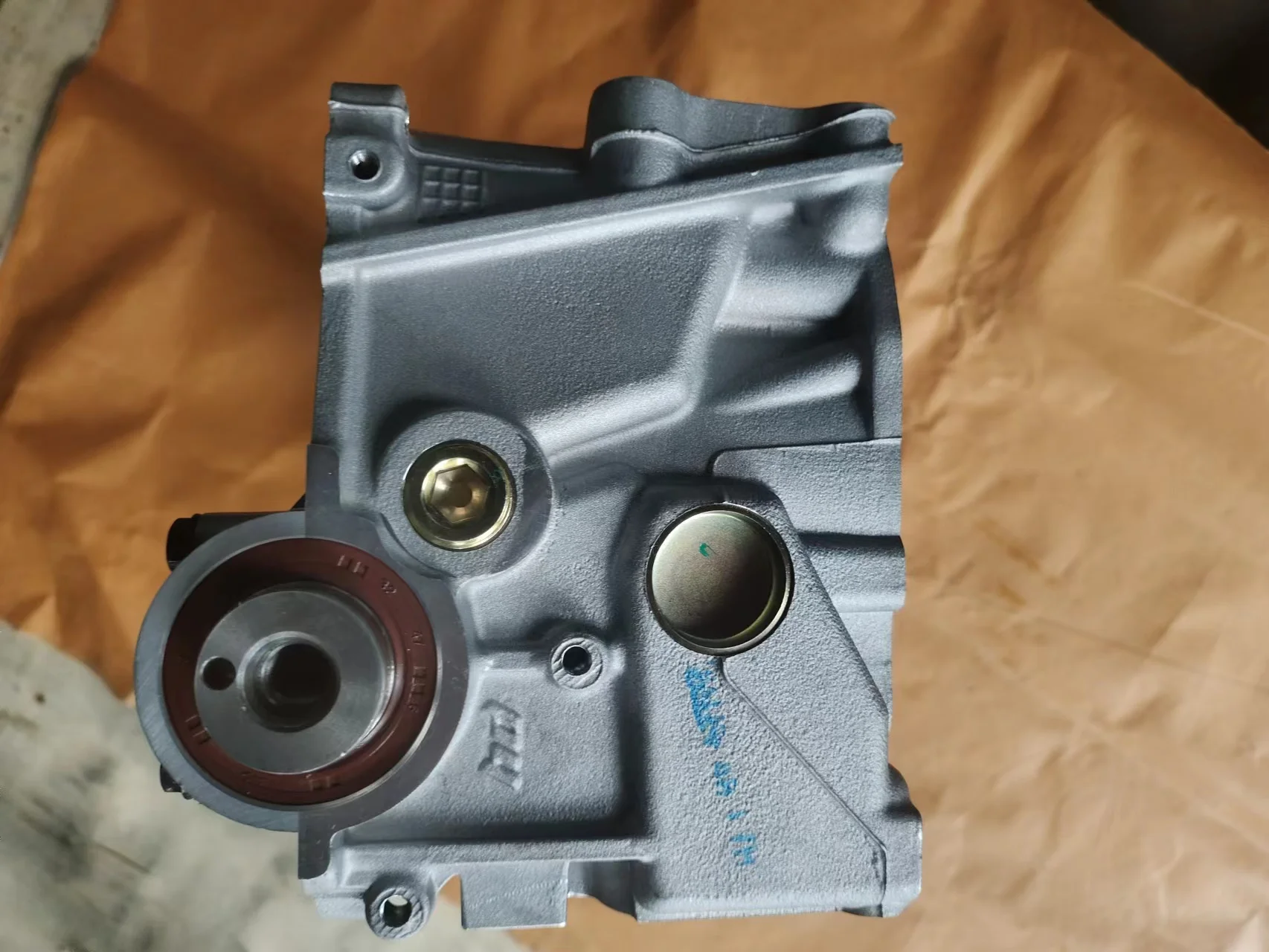 Engine G16b Complete Cylinder Head With Coil Camshaft For Suzuki G16b ...