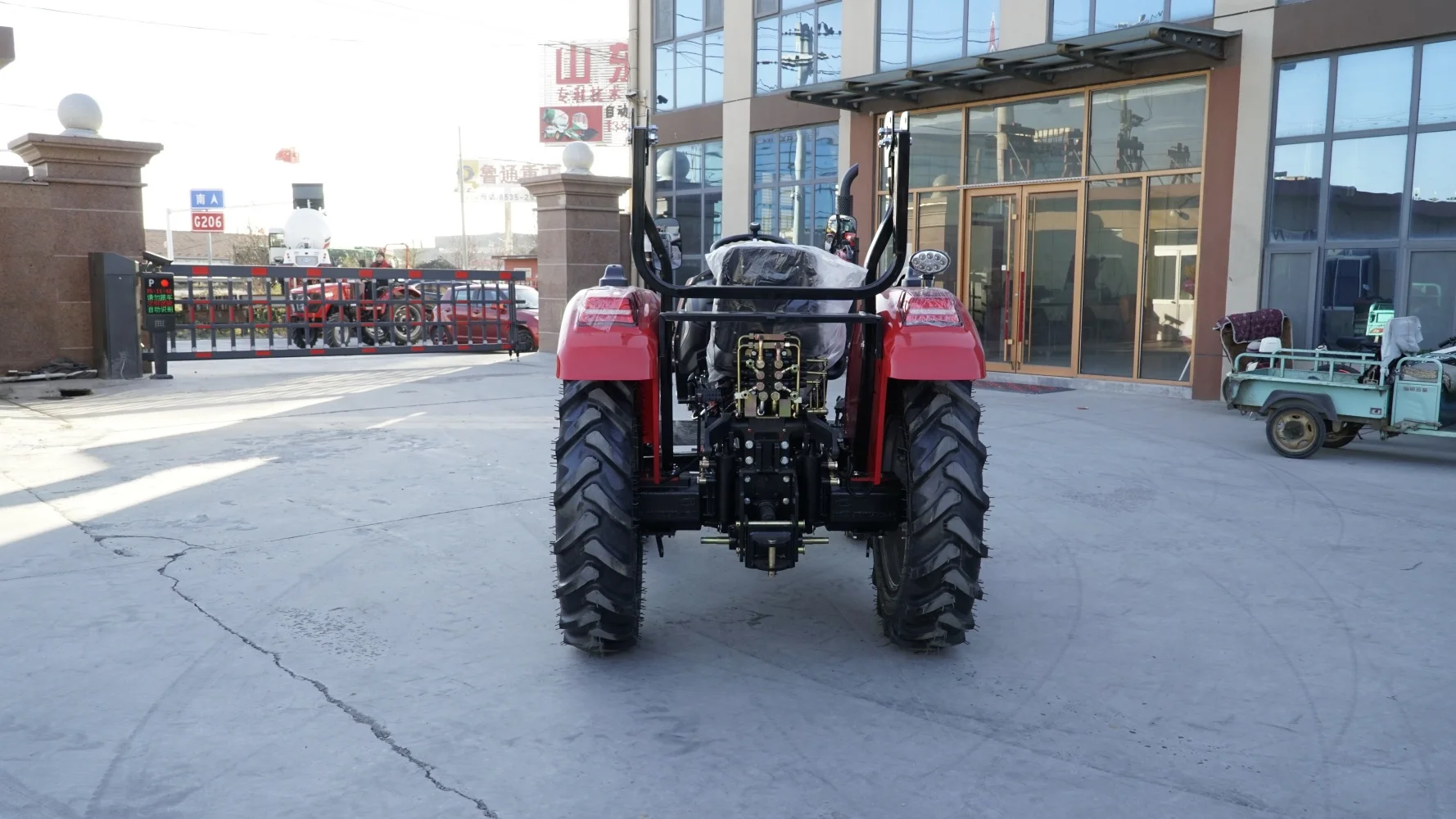 Small Power 50hp 4wd Wheeled Garden Farm Tractor Price Tractors For Agriculture - Buy Tractor ...