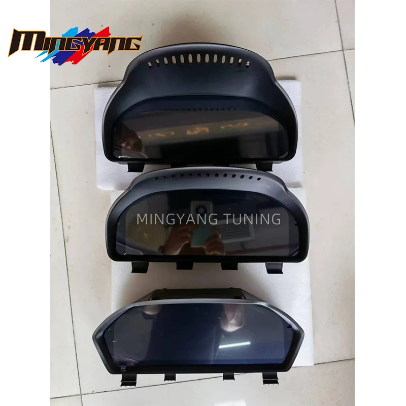 BMW F10 Dashboard - Upgrade with a Universal Digital Cluster