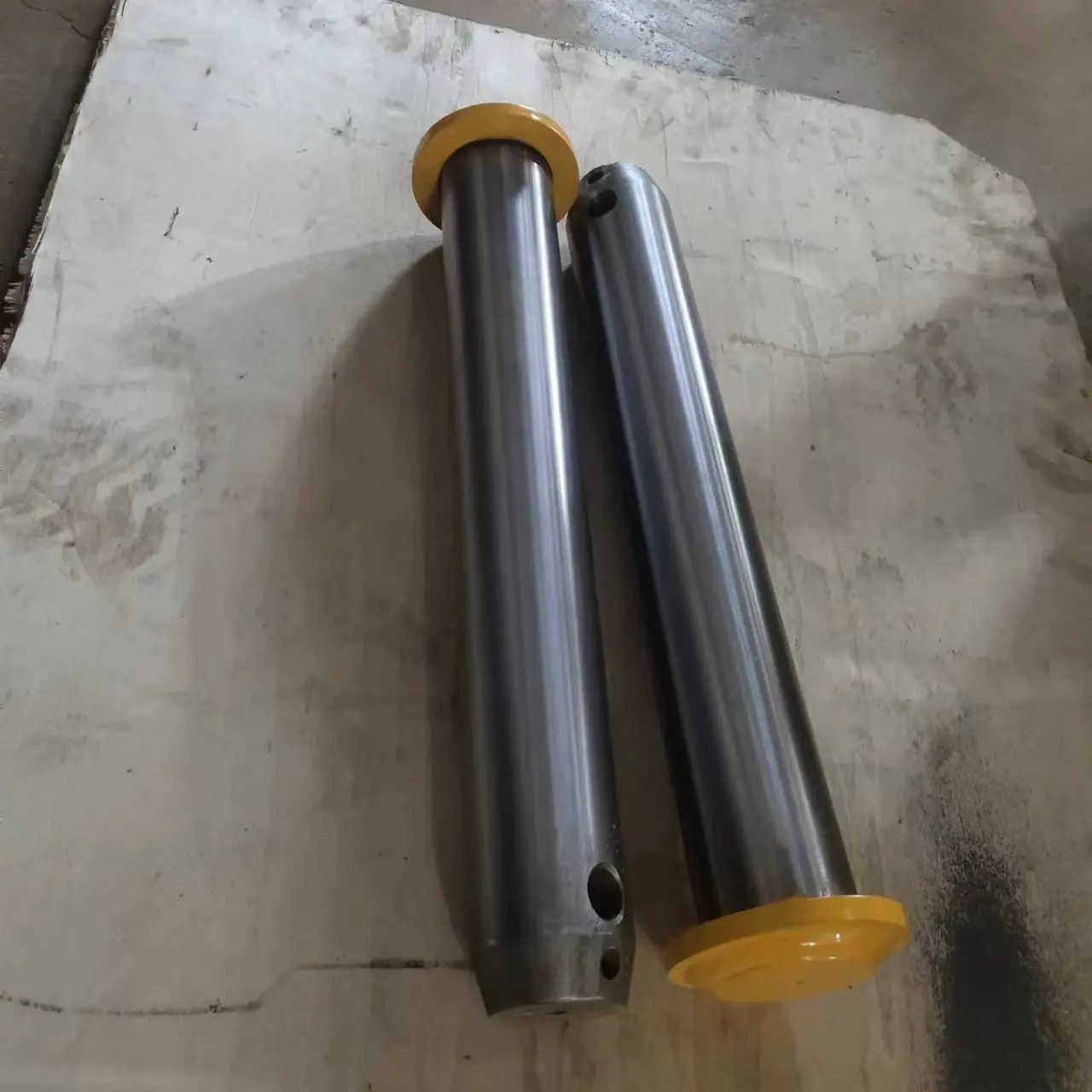 China Factory Supply Excavator Boom Pins for PC200 PC300