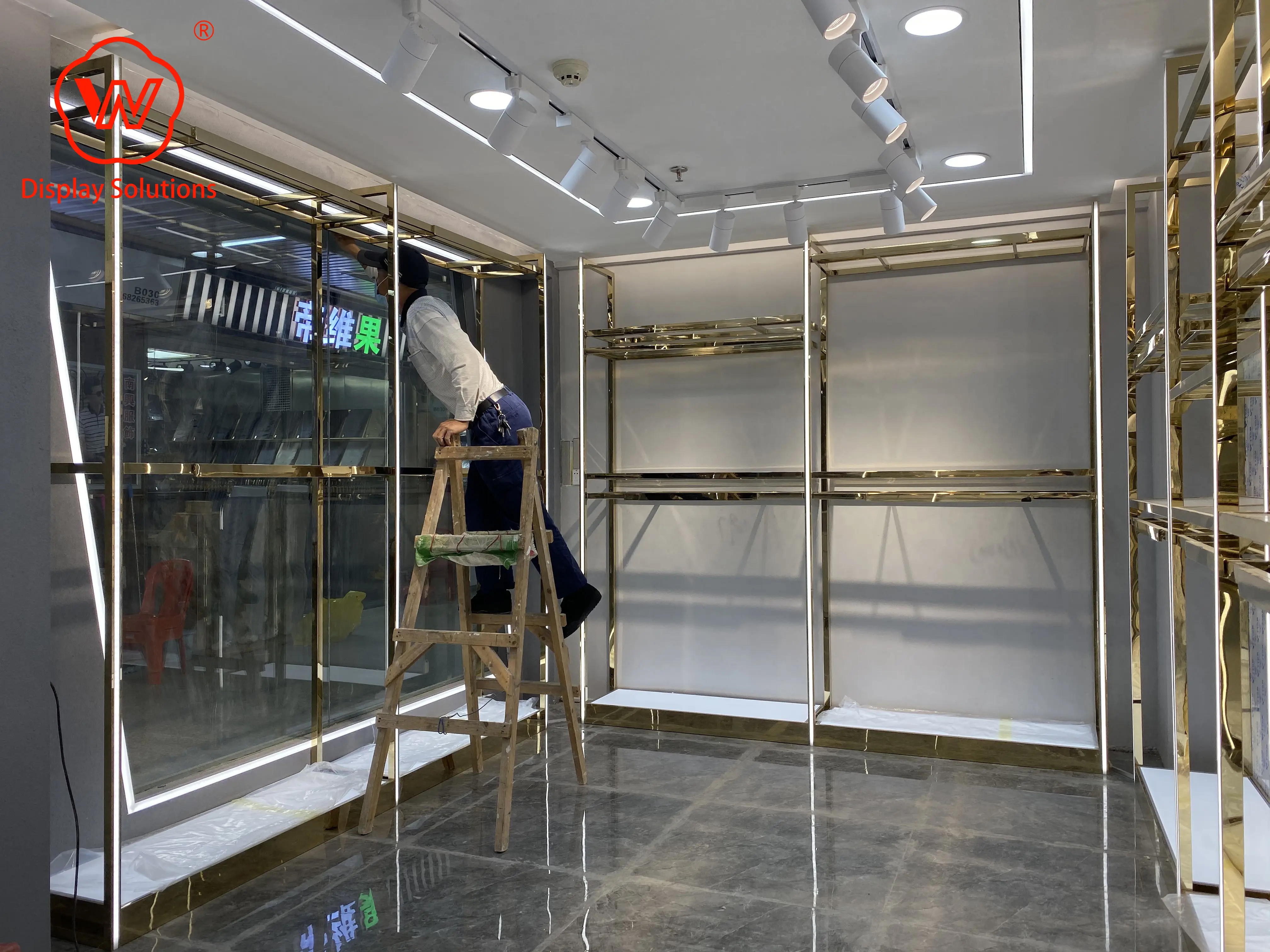 Custom Boutique Gold Clothing Store Furniture Clothes Shelving Garment ...