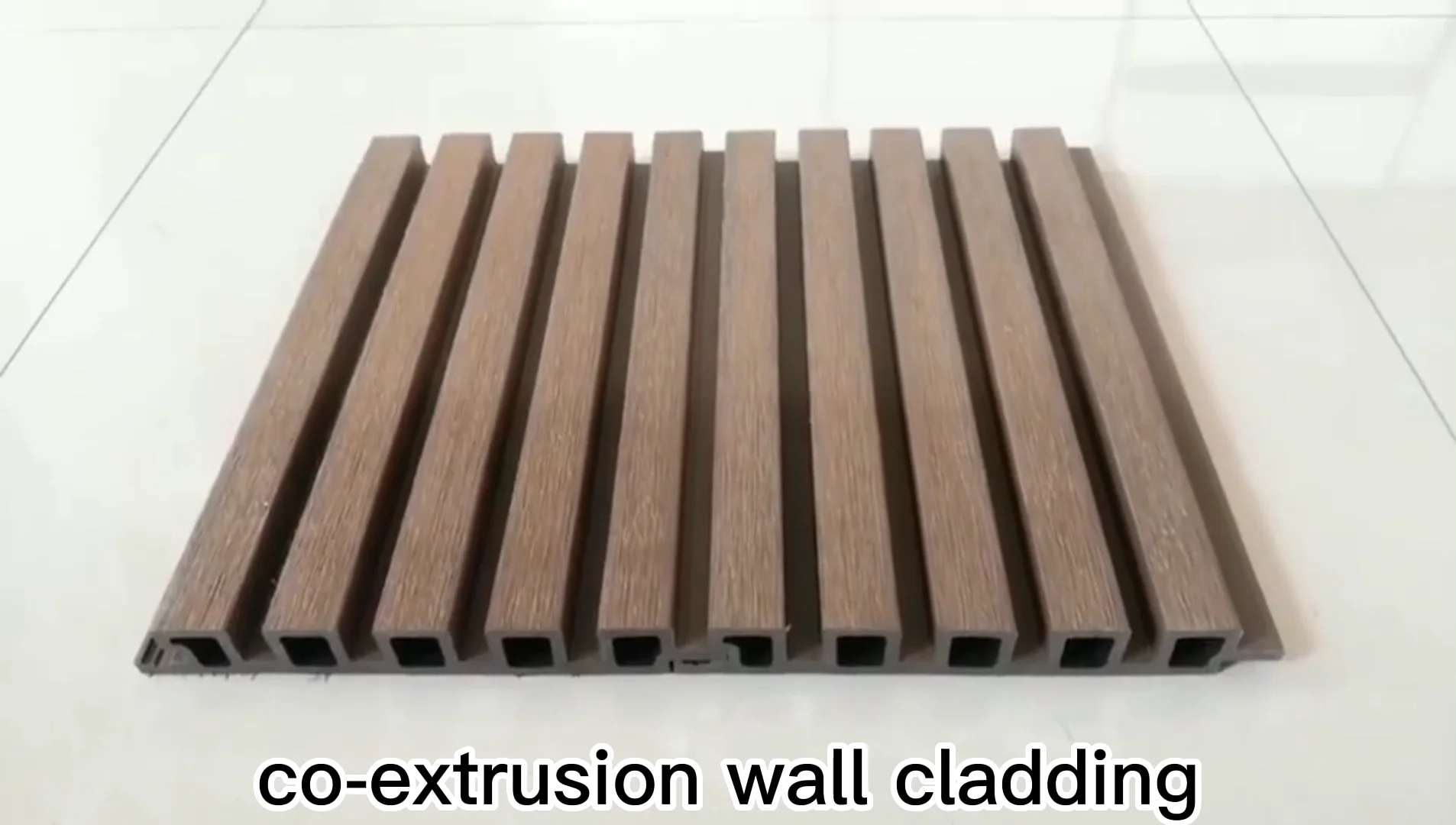 Co-extrusion Wpc Cladding Outdoor Wood Plastic Composite Decoration ...