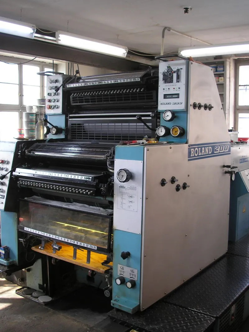 MAN Roland 200 Offset Press - Efficient Printing Solutions