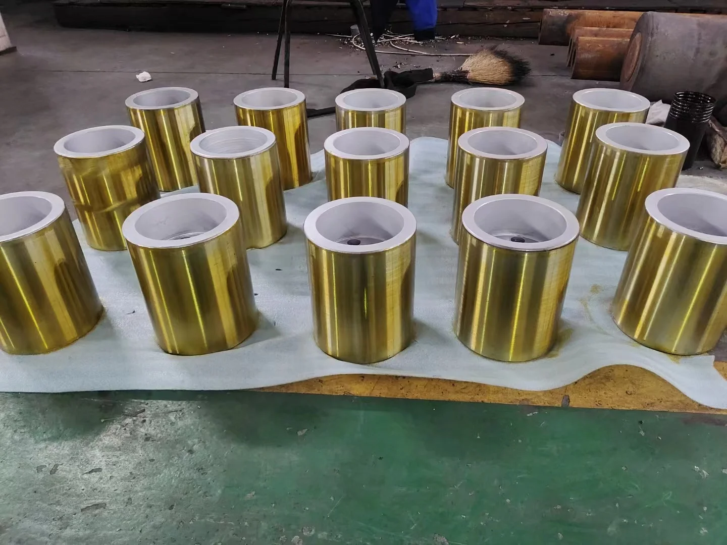 Furnace Roll/roller For Hearth And Heat Treatment Furnace With ...