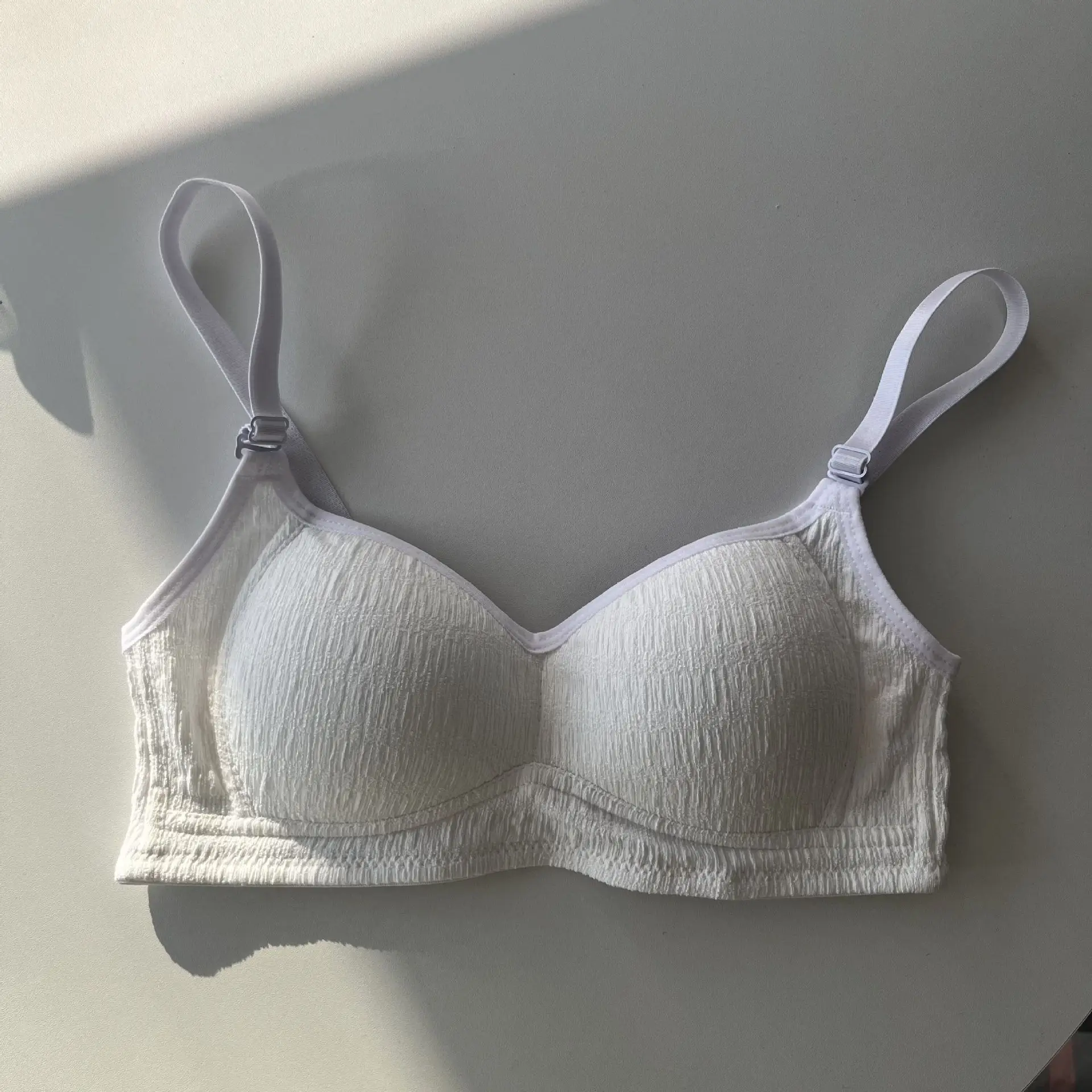 Cute Girl Gathering Student Bra High School Girl Thin Cup Wire Free ...