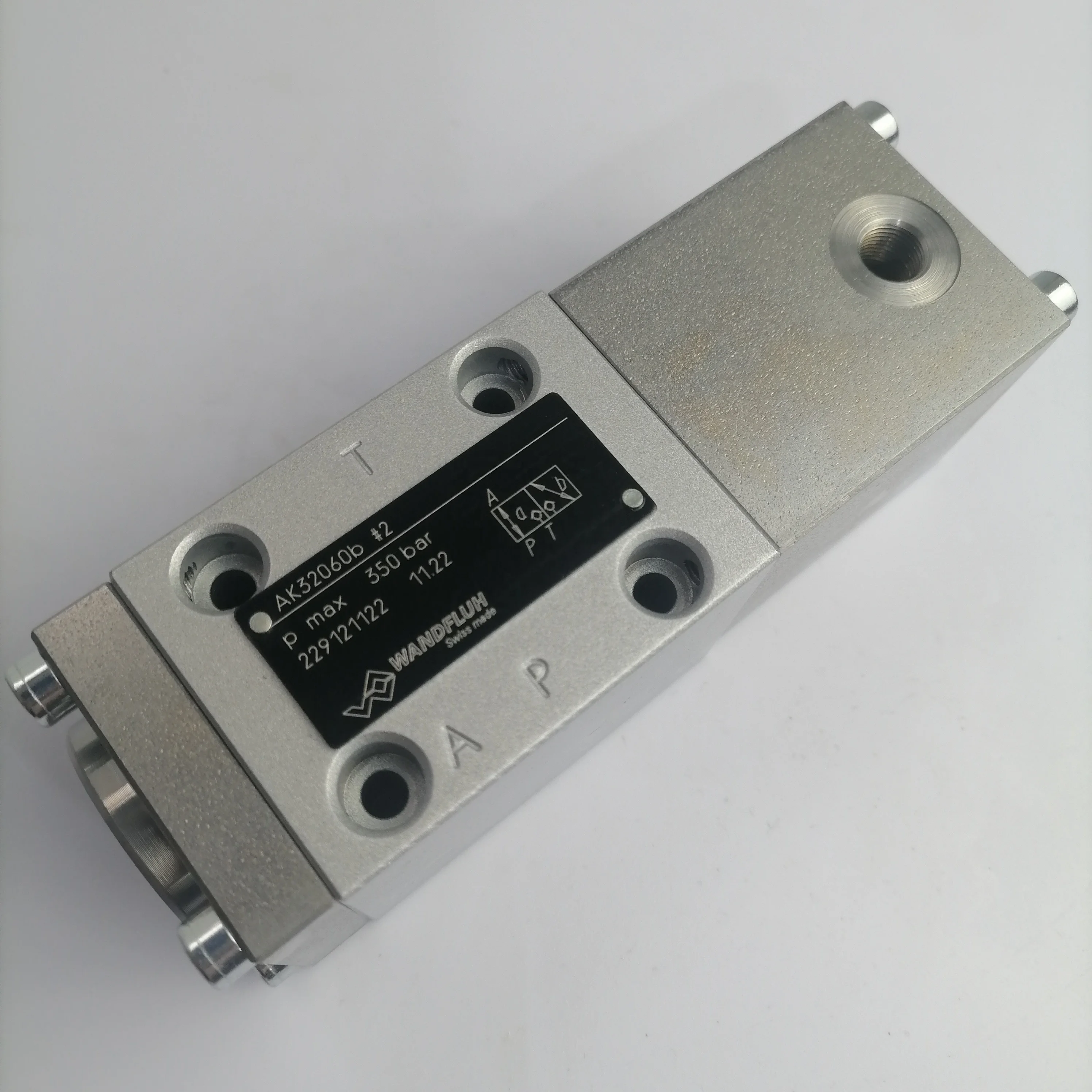original Wandfluh hydraulic solenoid valves AK32060b| Alibaba.com