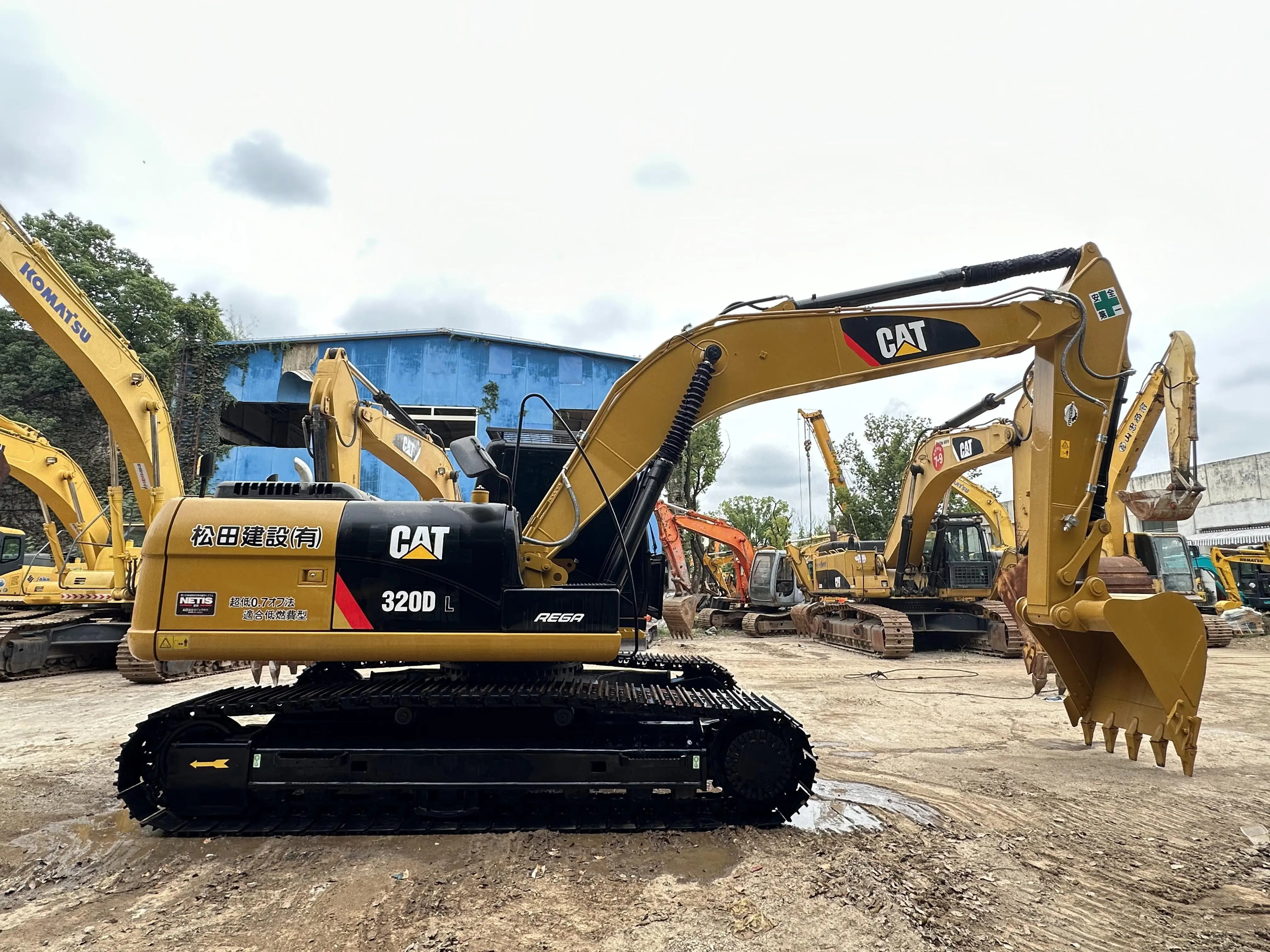 High Quality 20 Ton Cat 320DL Excavator - Efficient & Durable
