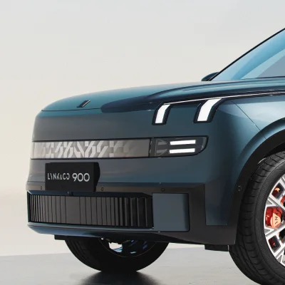 Lynk & Co 900 PHEV Hybrid SUV - 5-Door 6-Seater Electric Car
