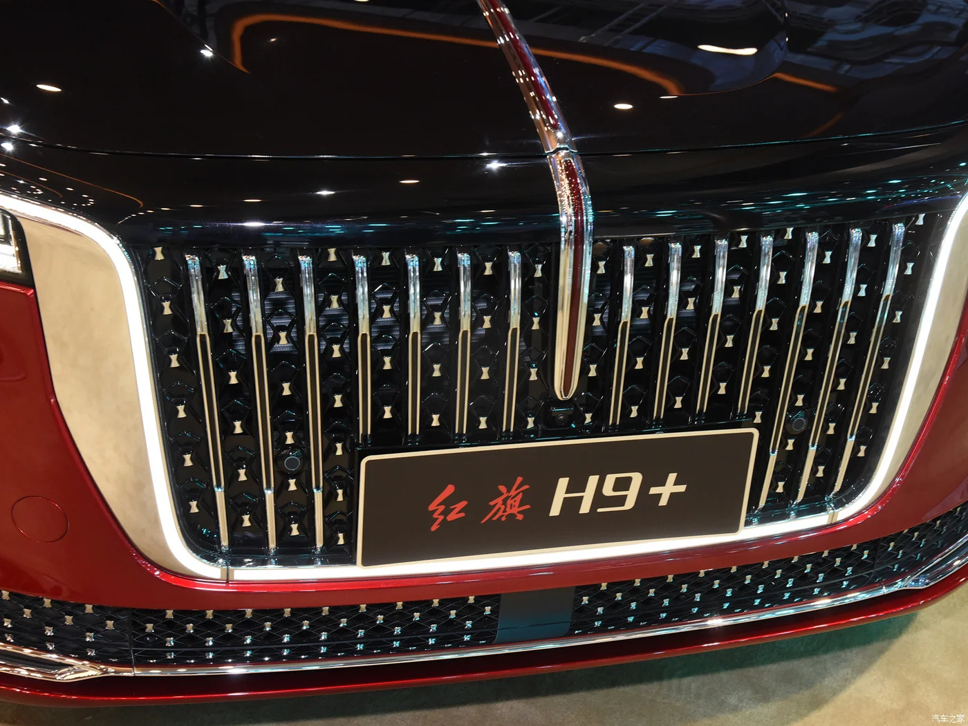 2022 2023 China Faw Hongqi H9 Luxury Car Hybrid Car 252 Horsepower 2.0t Fuel-saving Business ...