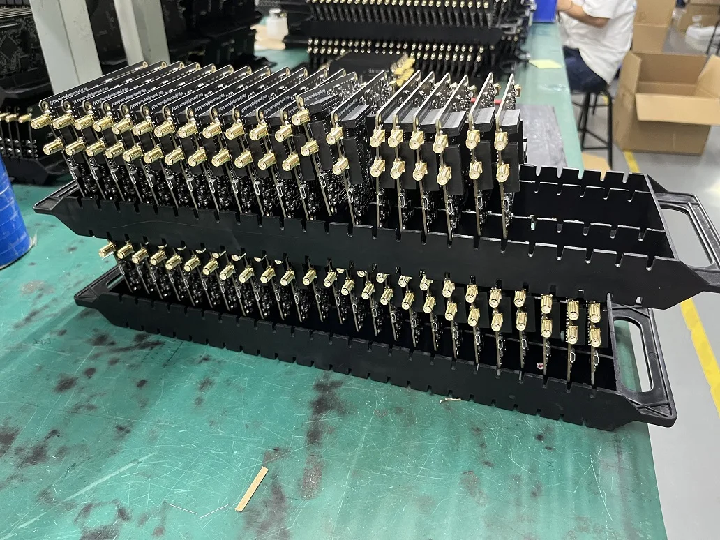 Hackrf One - Software Defined Radio (SDR) for Signal Analysis