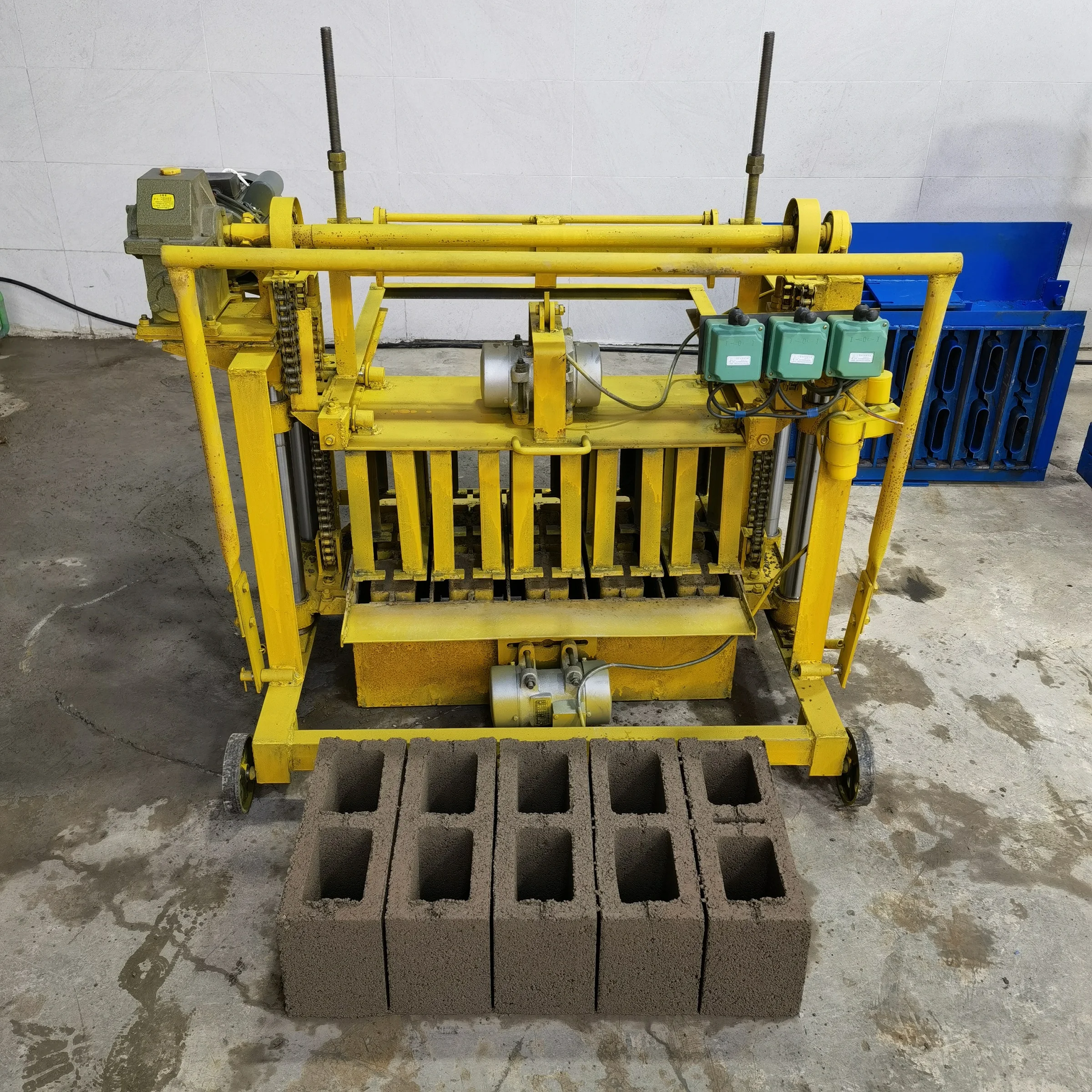 Multi Functional Cement Culvert Pipe Machine for Water Conservancy ...