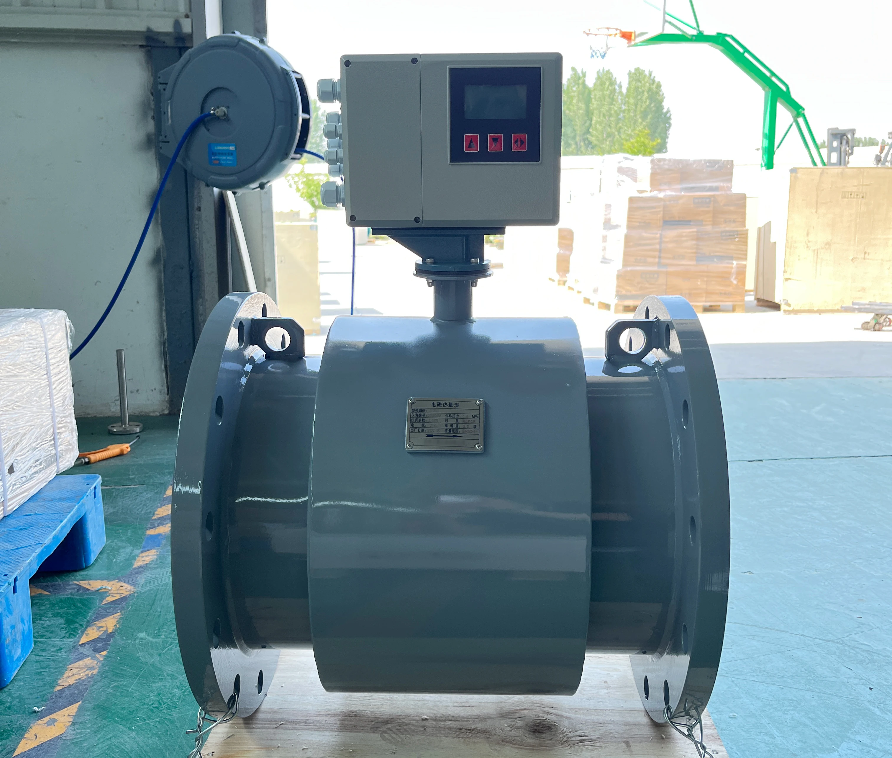Hot Water Electromagnetic Flowmeter - Chilled Water BTU Meter