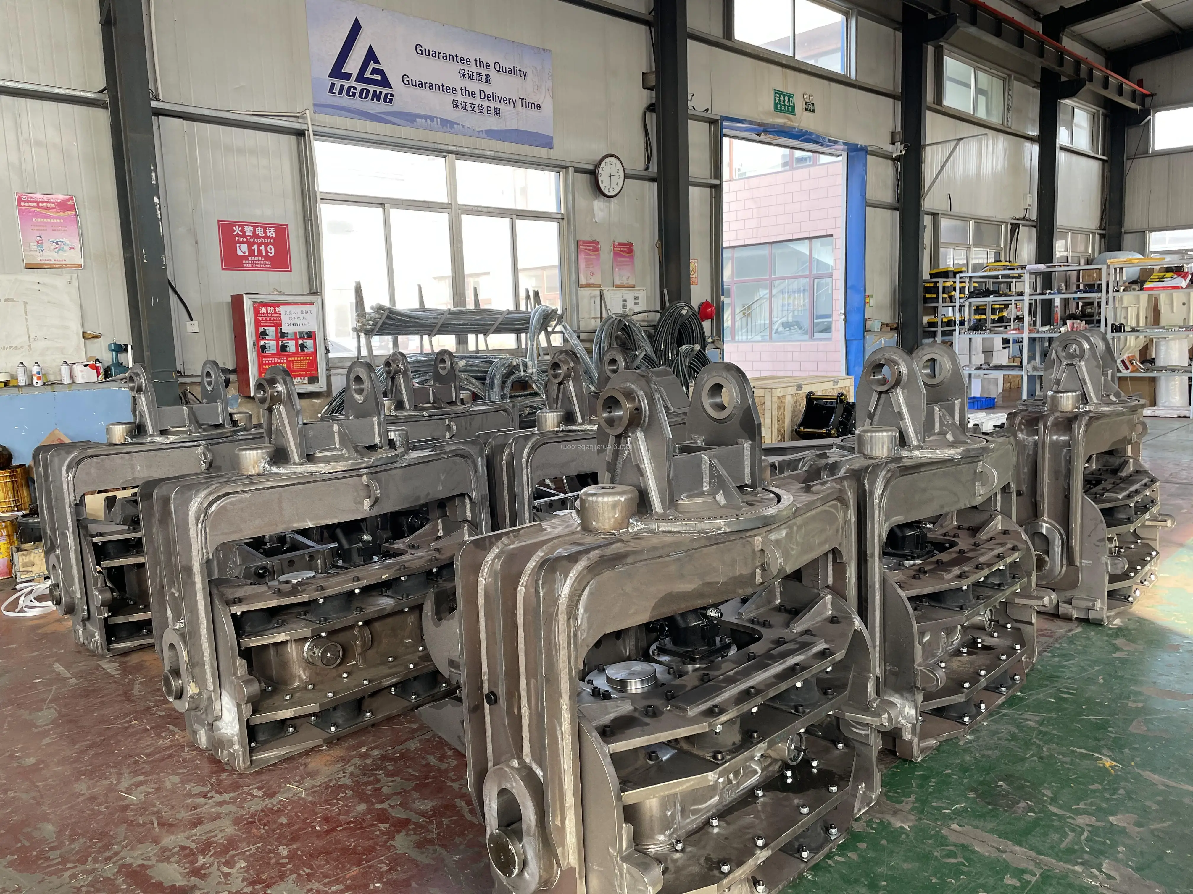 LH10 Sheet Pile Driver for CAT330 PC400 Excavator Vibro Hammer ...