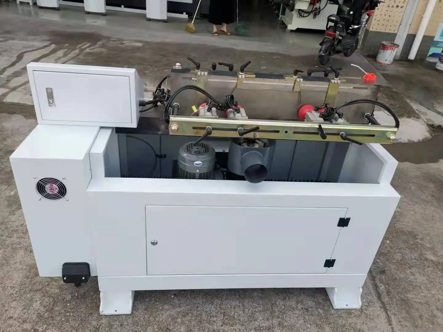 CNC-600 Automatic Dovetail Machine - Precision & Durability