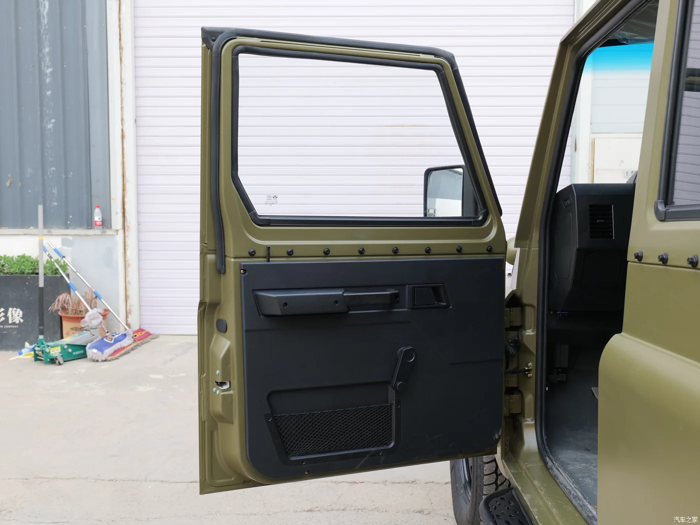 2023 BAW 212 4x4 SUV - Popular Chinese SUV with 2.4T Engine