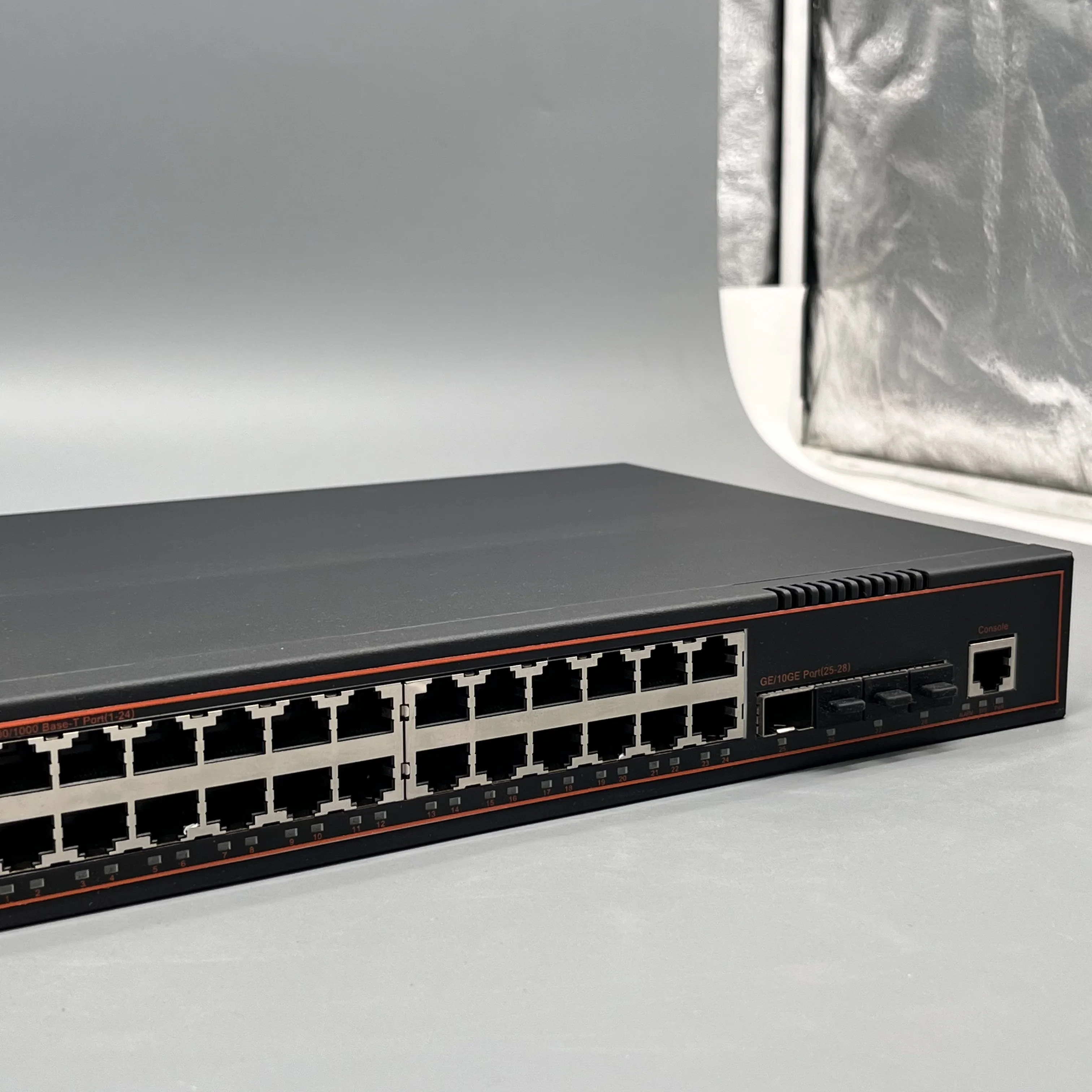 High Speed Commercial Switch 24 Port 10/100m/1000m/10g Poe Ethernet ...