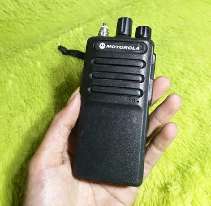Motorola CP210 Walkie Talkie - Dual-Frequency Portable Radio