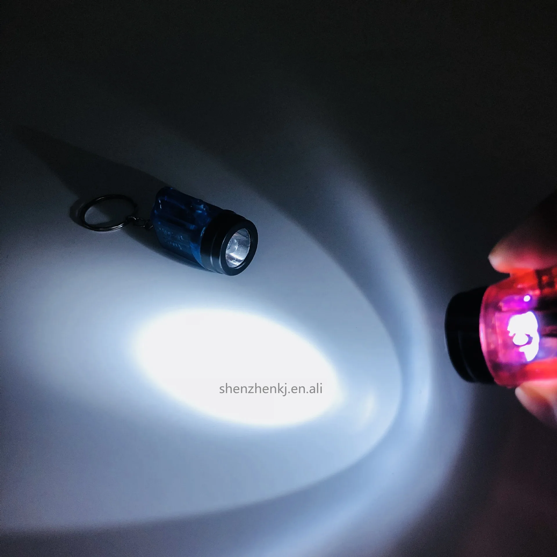 Mini LED Flashlight Plastic Mini Keychain Light Children Toy Lamp ...
