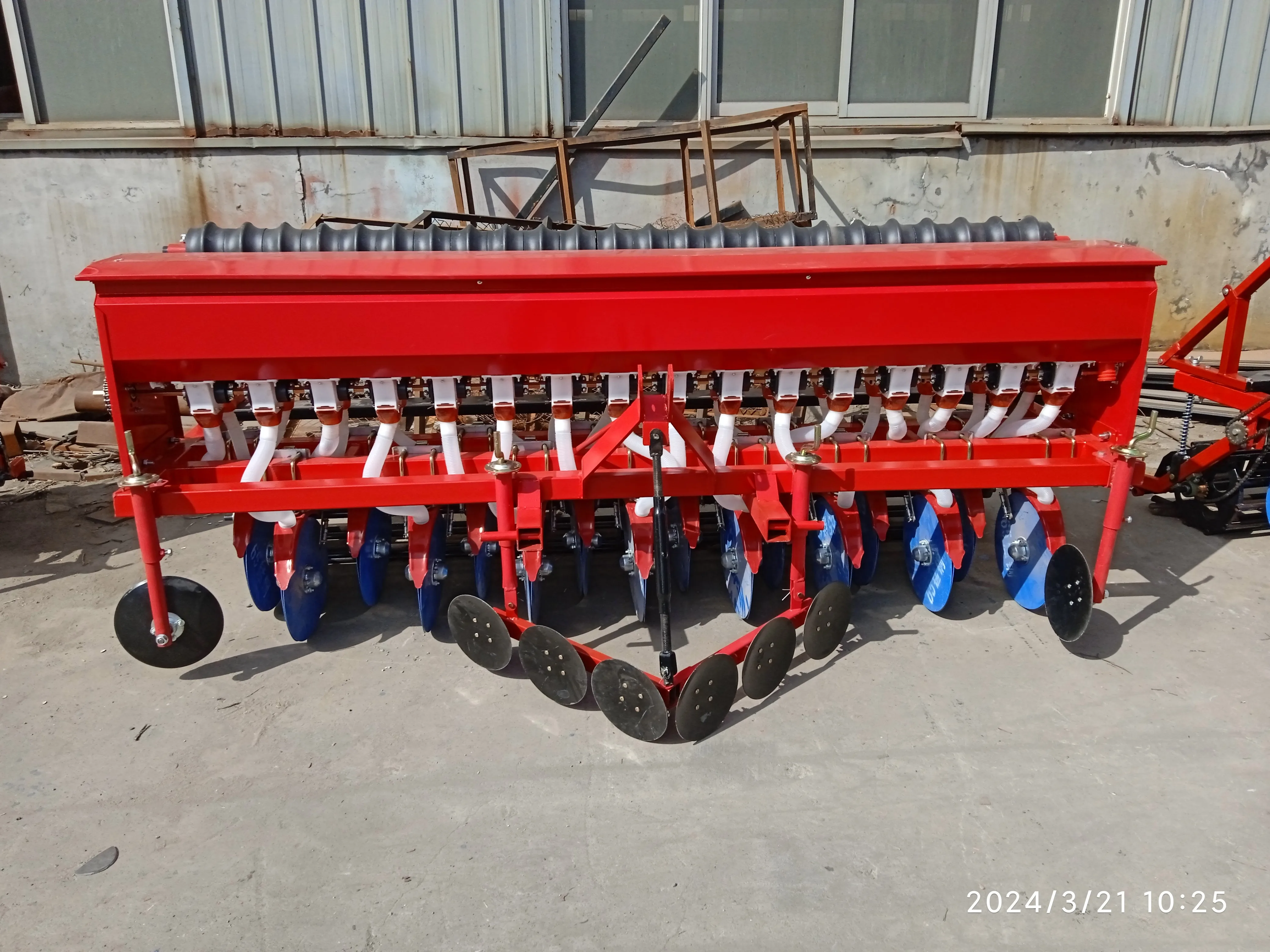 Tractor Mounted Wheat Seeders Planters Grain Drills Wheat Seeder ...