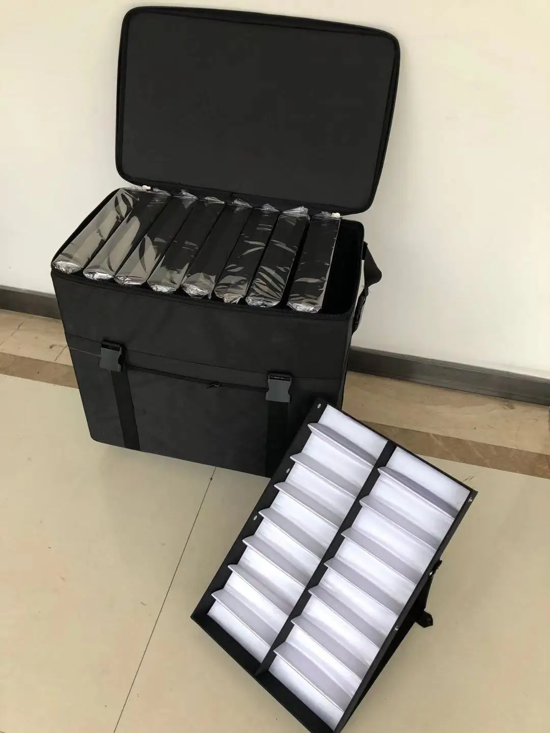 Custom Can Move Trolley 10 Trays Sunglasses Storage
