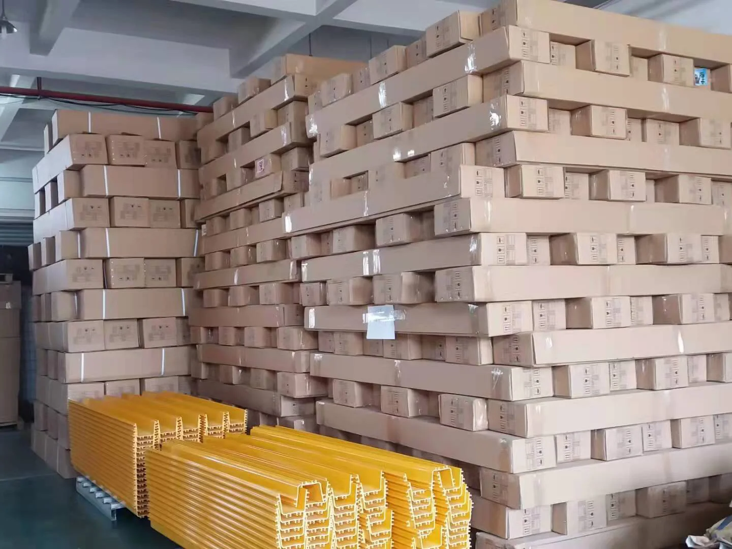 Hot Sales Cable Tray And Trunking Rail Height 100mm Yellow Pvc/abs ...