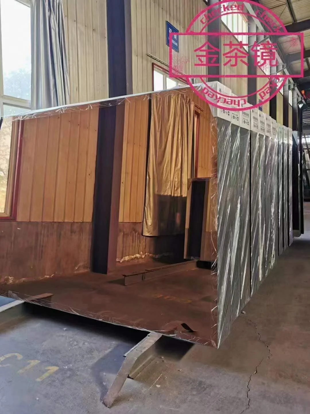 Brown Tinted Reflective Glass - Durable & Stylish Solutions