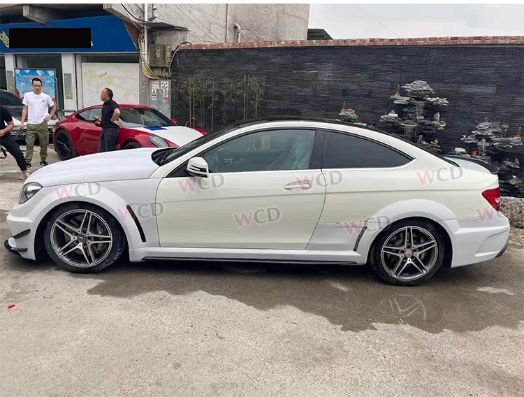 FRP Wide Body Kit for Mercedes Benz C-Class W204 Style